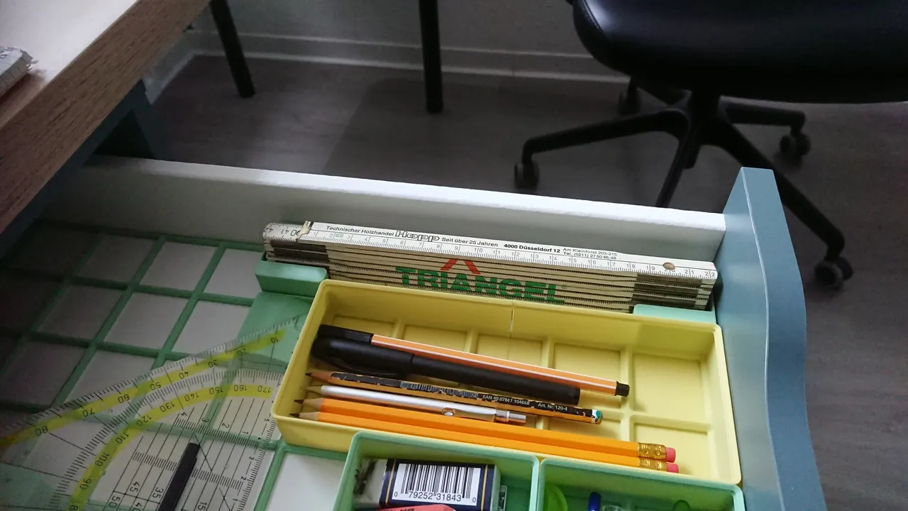 Gridfinity holder for folding ruler by Ast0815 | Download free STL ...