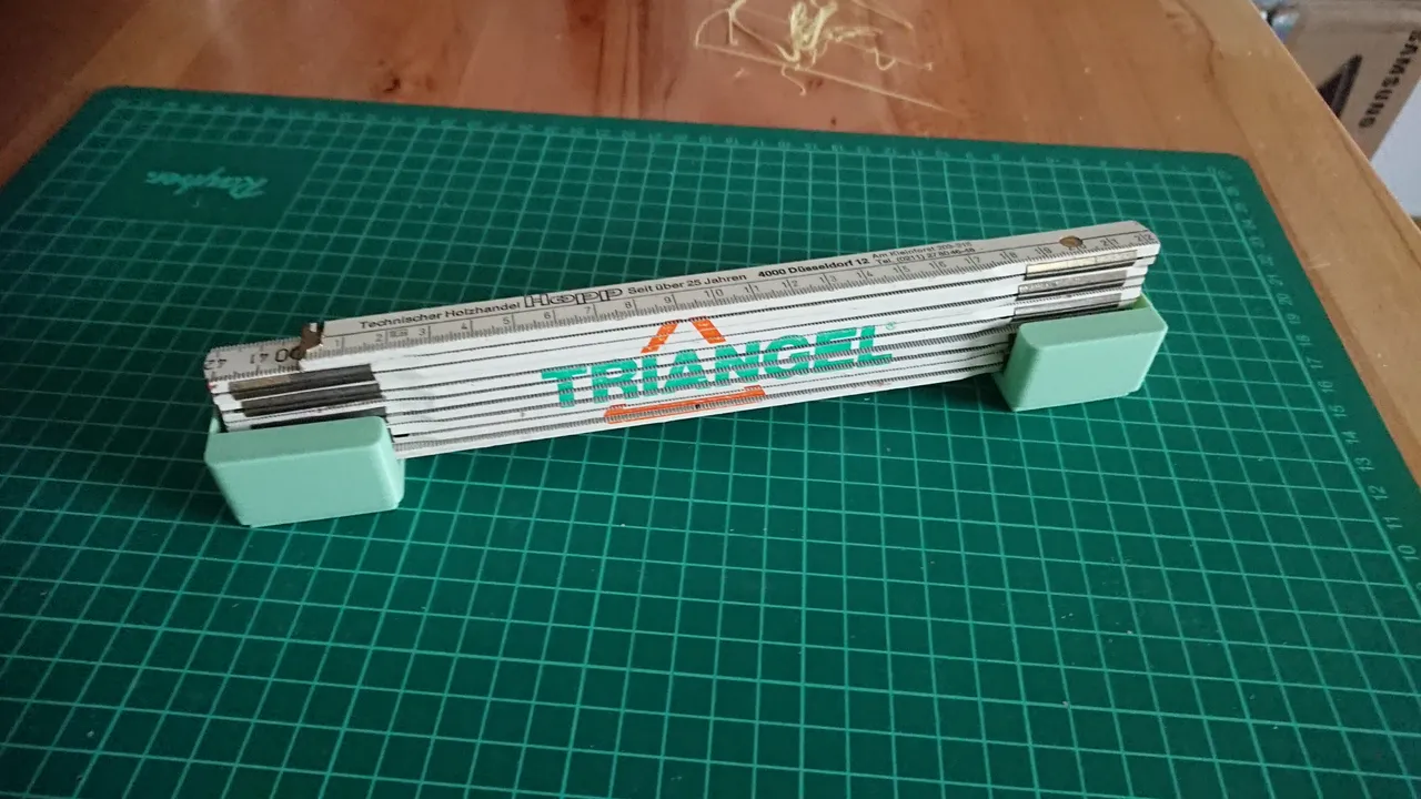 Gridfinity holder for folding ruler by Ast0815 | Download free STL ...