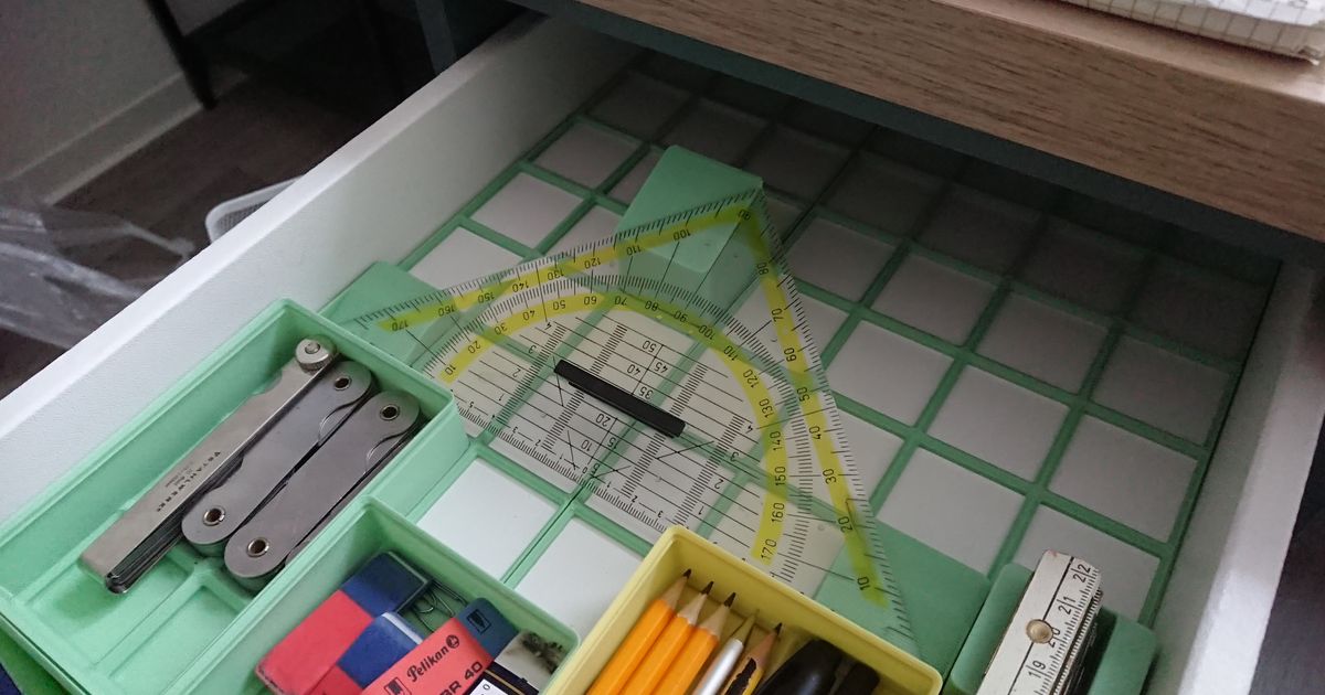 Gridfinity holder for triangle ruler by Ast0815 | Download free STL ...