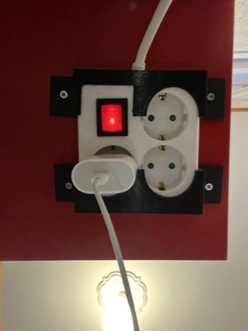 Suport for square power strip (soporte regleta enchufes) by j0serx ...