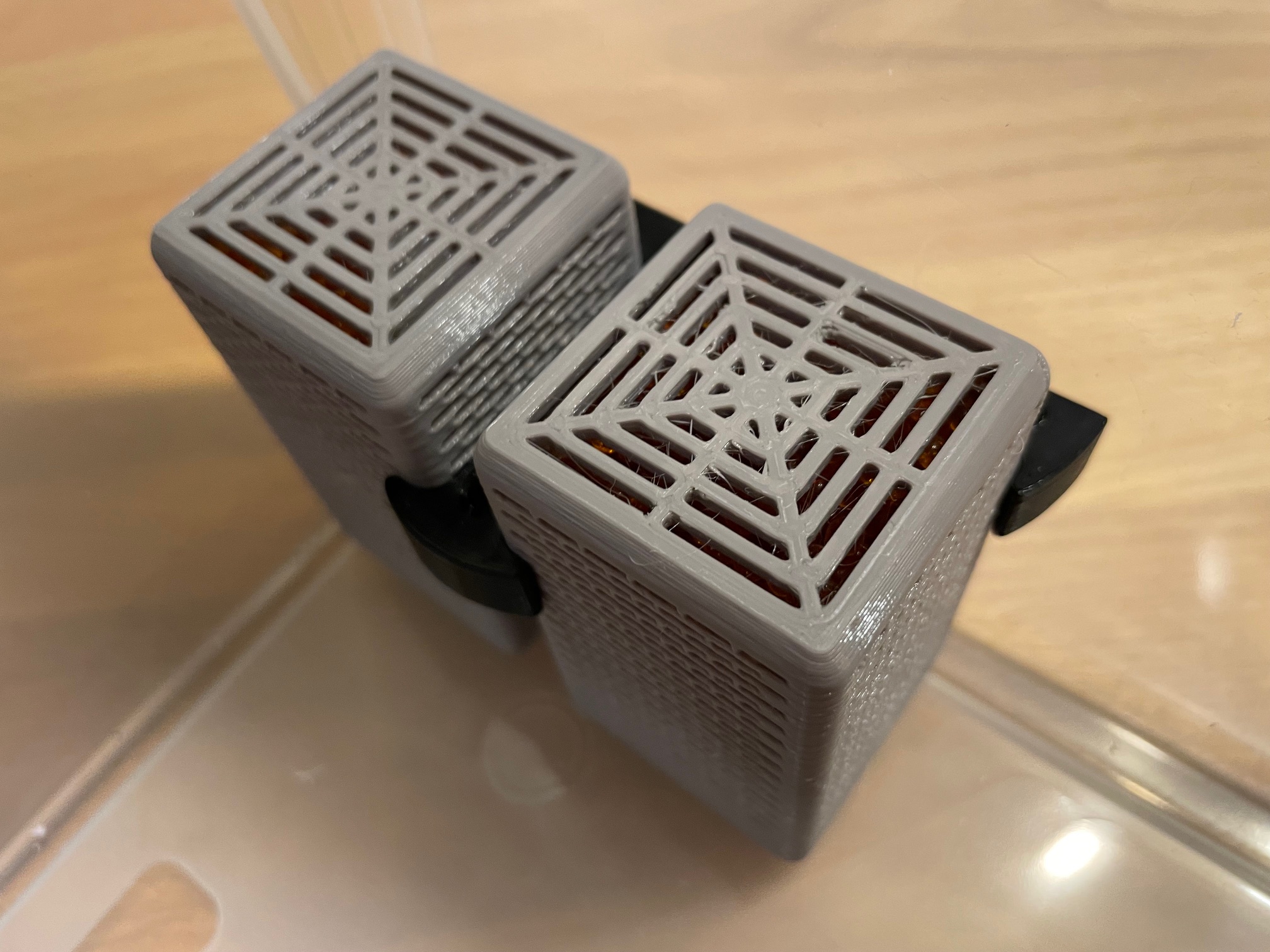 Holder for 2 dessicant boxes by LudoM | Download free STL model ...