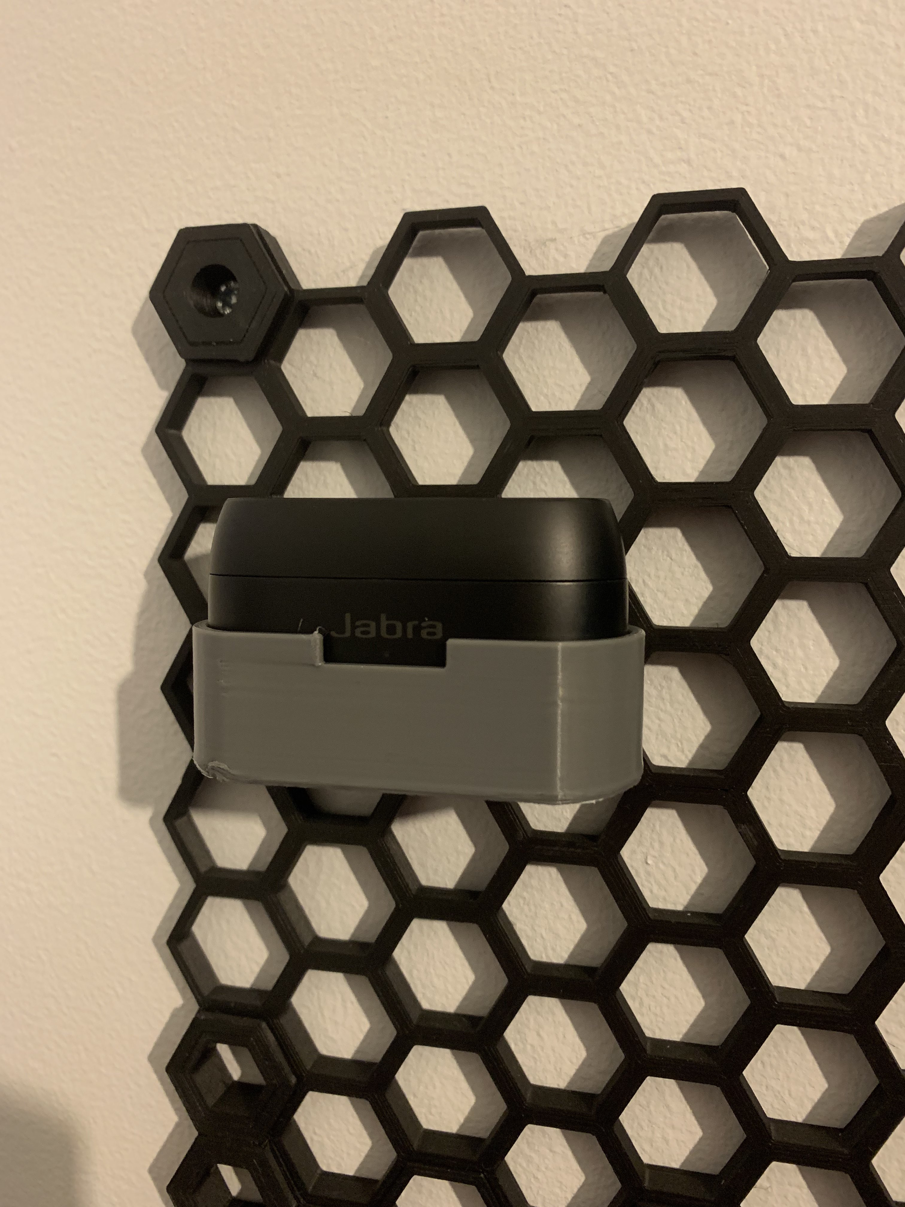 Jabra elite 3 active honeycomb storage by Pinalinne | Download free STL ...