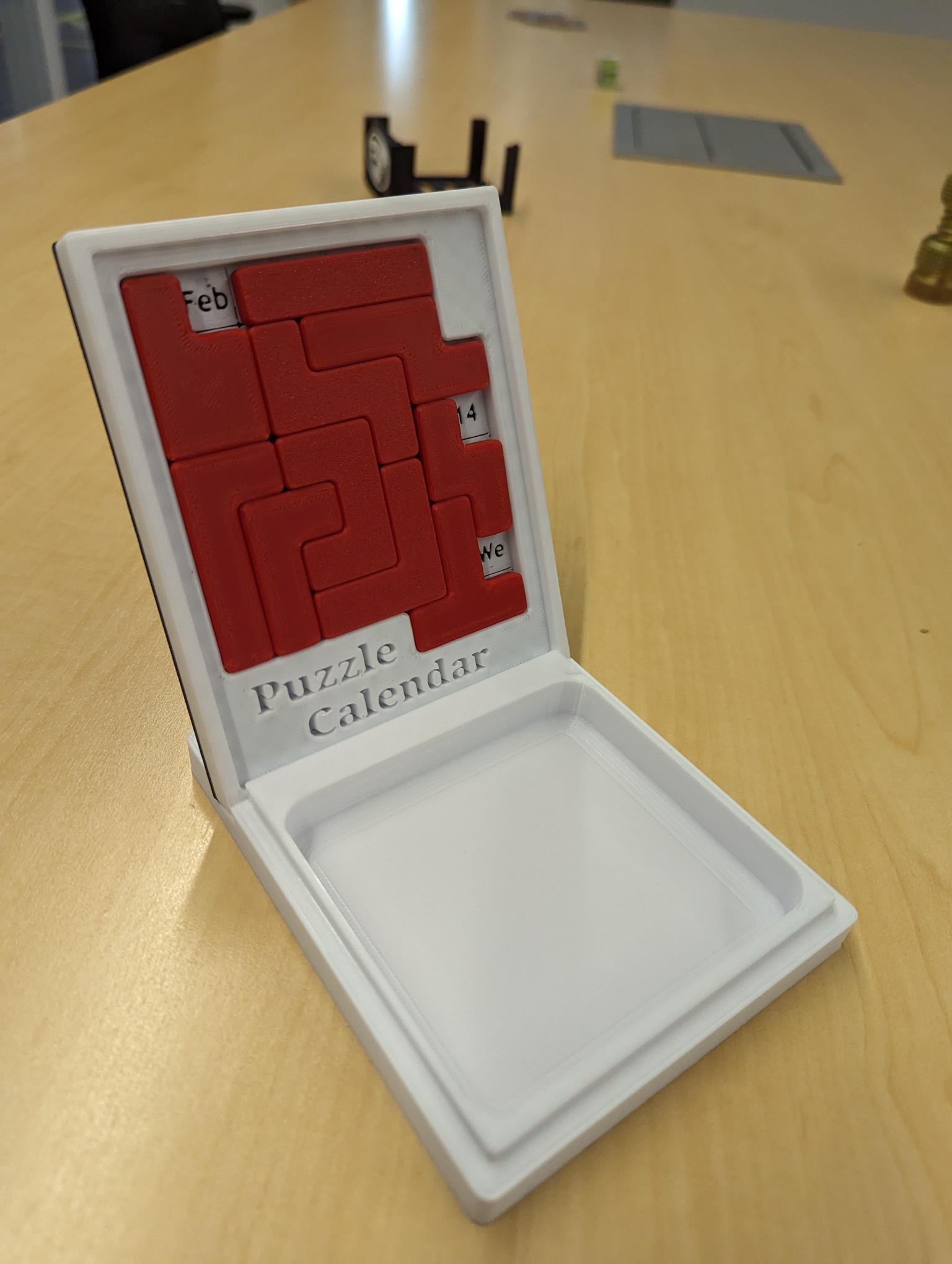 Daily Calendar Display Stand and Box by Miketru | Download free STL ...