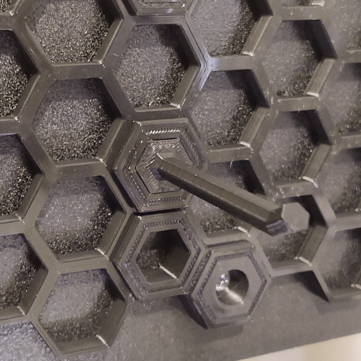 Parametric Configurable Pegs for Honeycomb Storage Wall by Dork Design | Download free STL model ...
