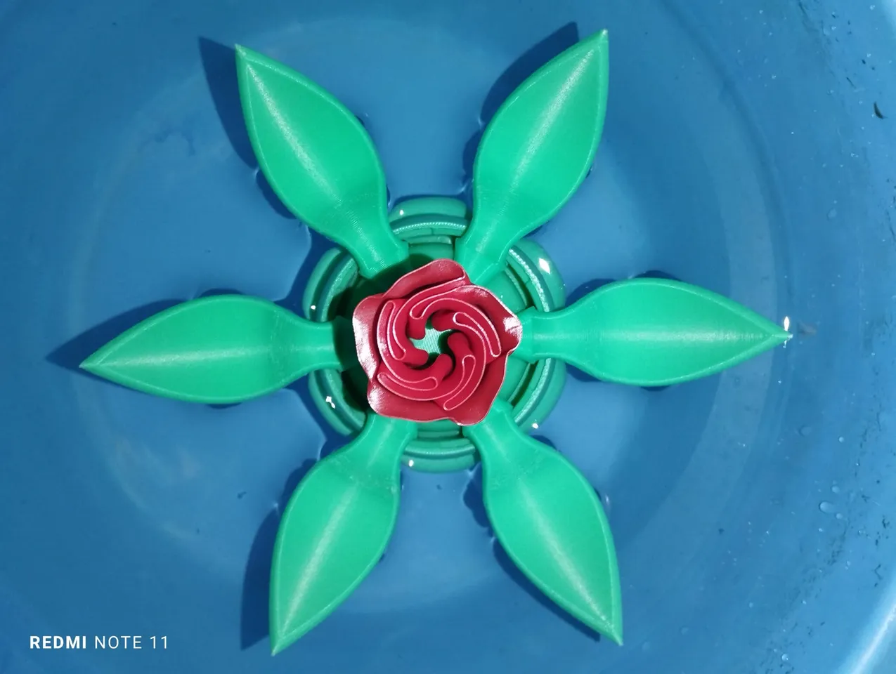 rotating flower (remix) by fady | Download free STL model | Printables.com