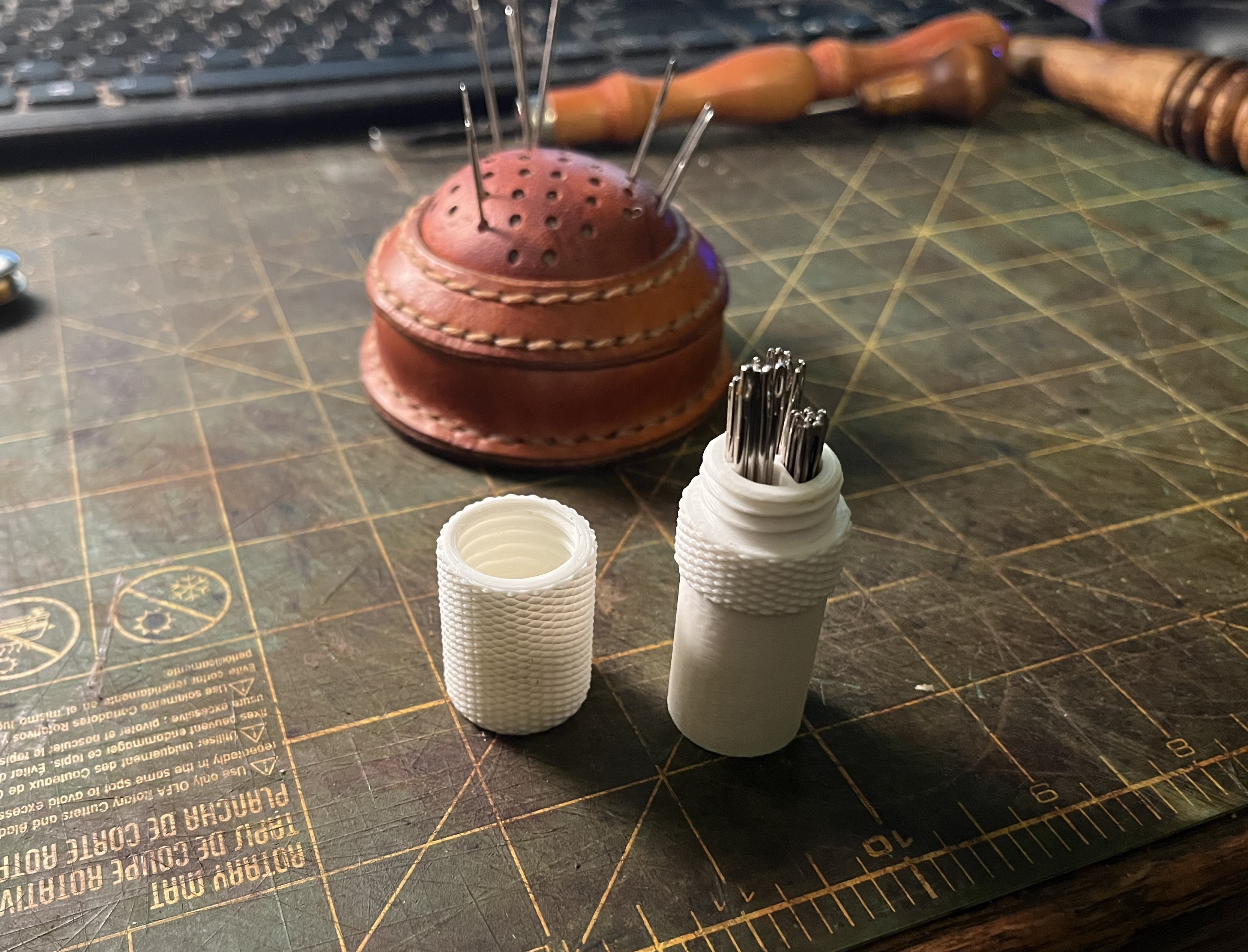 Segmented needle container by Mitchell | Download free STL model ...