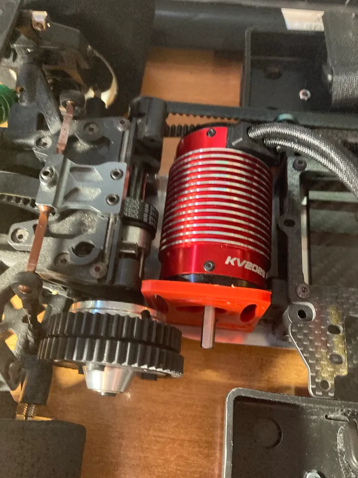 Supporto motore Edam 1/8 pista by T.R.modelsport | Download free STL ...