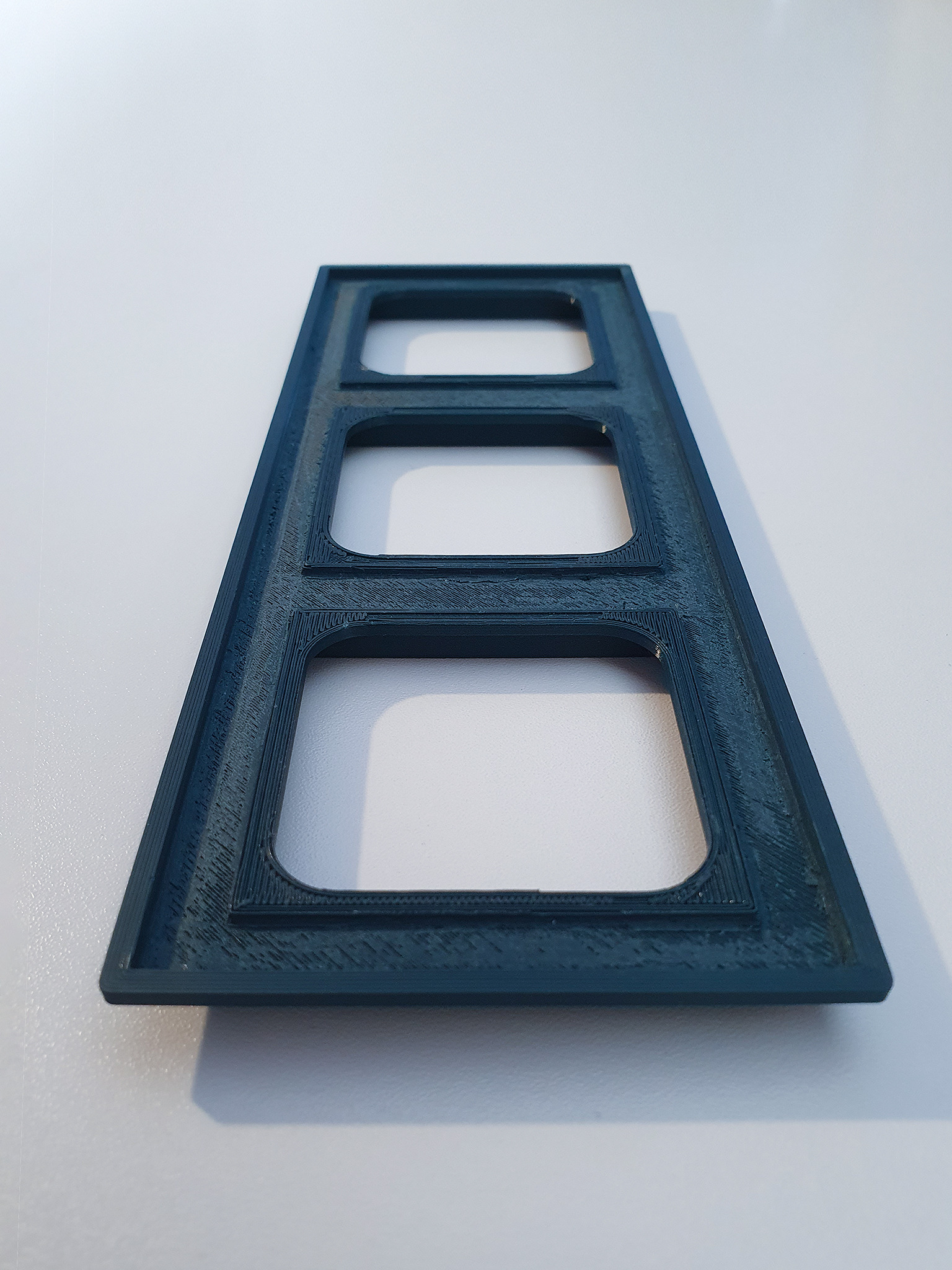 Switch socket frame by Natrikinae | Download free STL model ...