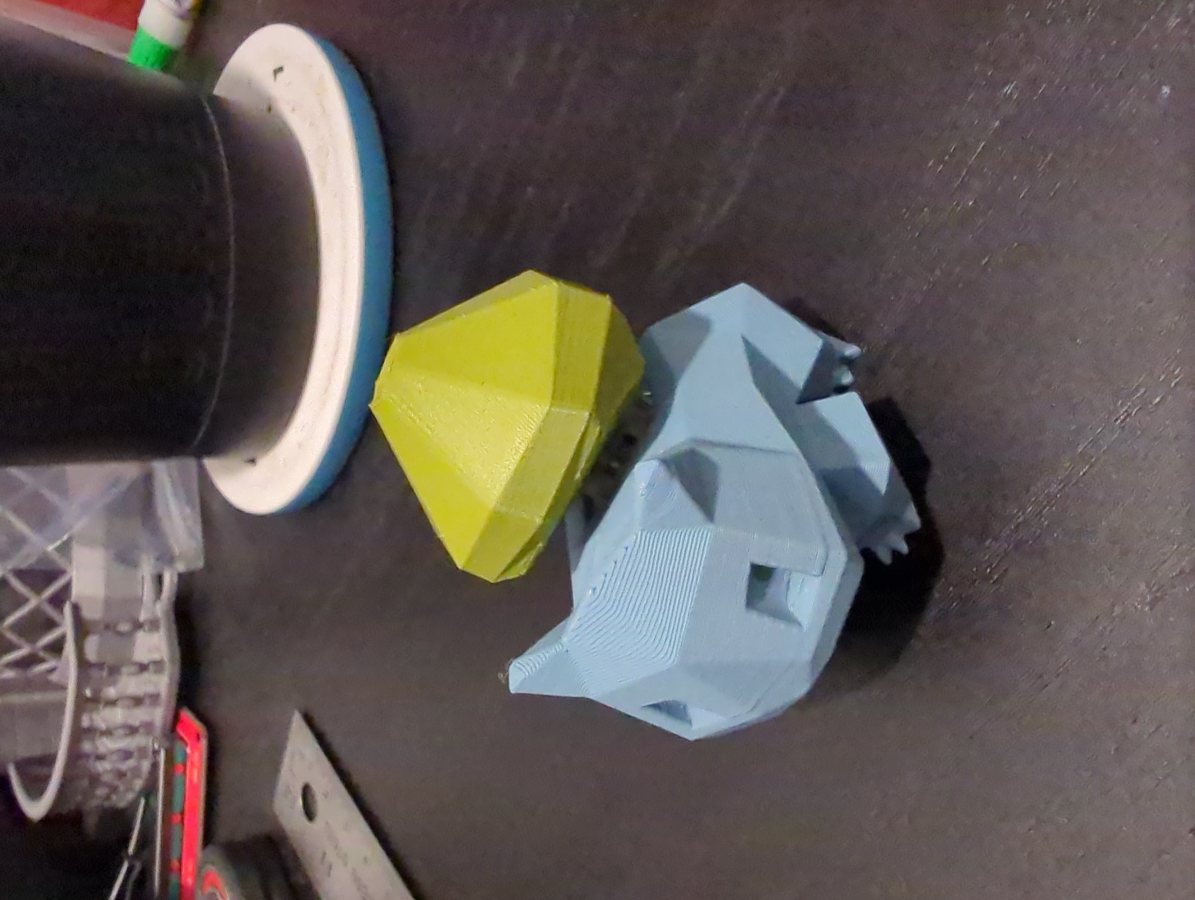 Low-Poly Bulbasaur fidget with Cherry MX keyboard switch by Andrew ...