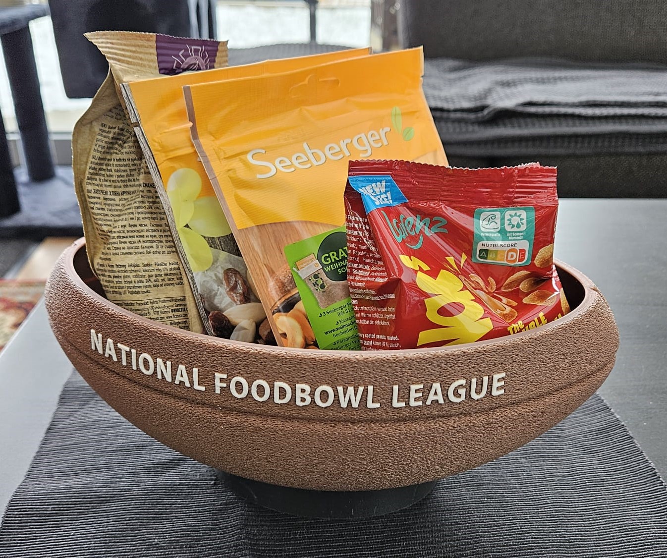 Foodbowl: Football shaped (snack) bowl by Babba123 | Download free STL ...