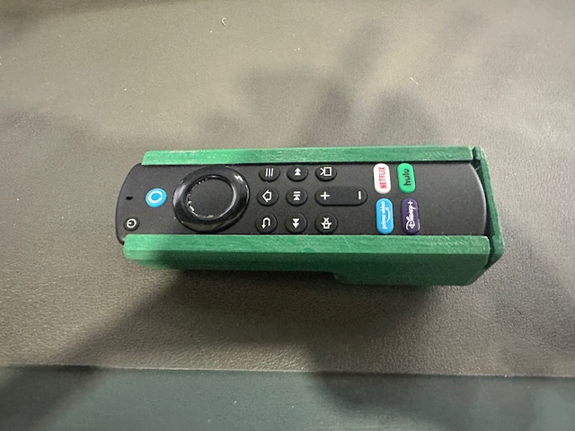 FireTv Air Tag Remote Holder v2 by aalexisa14 | Download free STL model ...