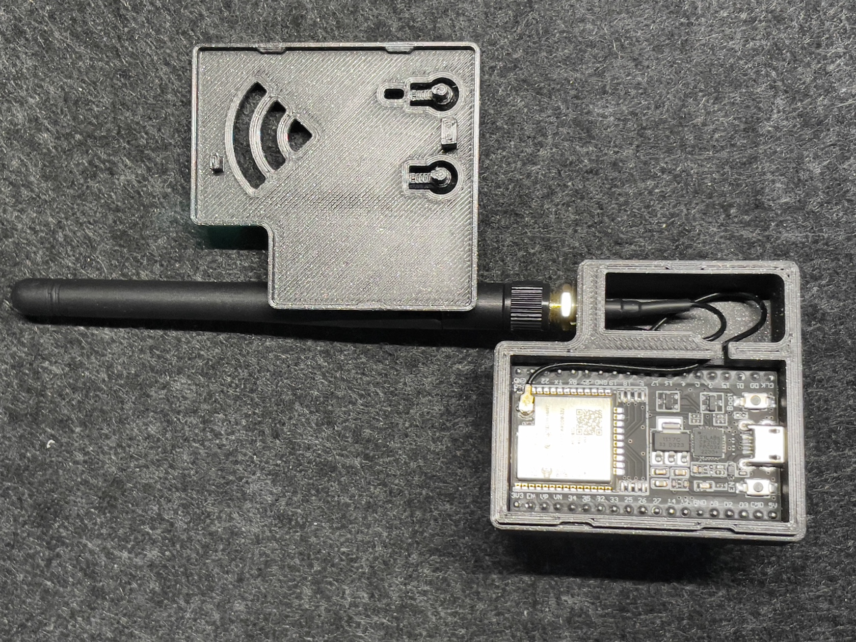 ESP32-WROOM-32U Casing par Loiseau créatif | Téléchargez gratuitement ...