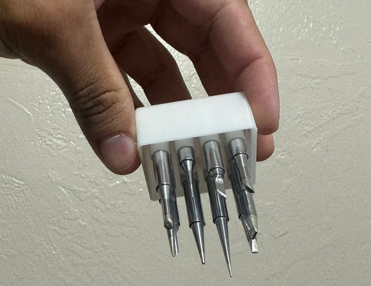 900M Soldering Iron Tips holder - drop safe by raleigh_littles | Download free STL model ...