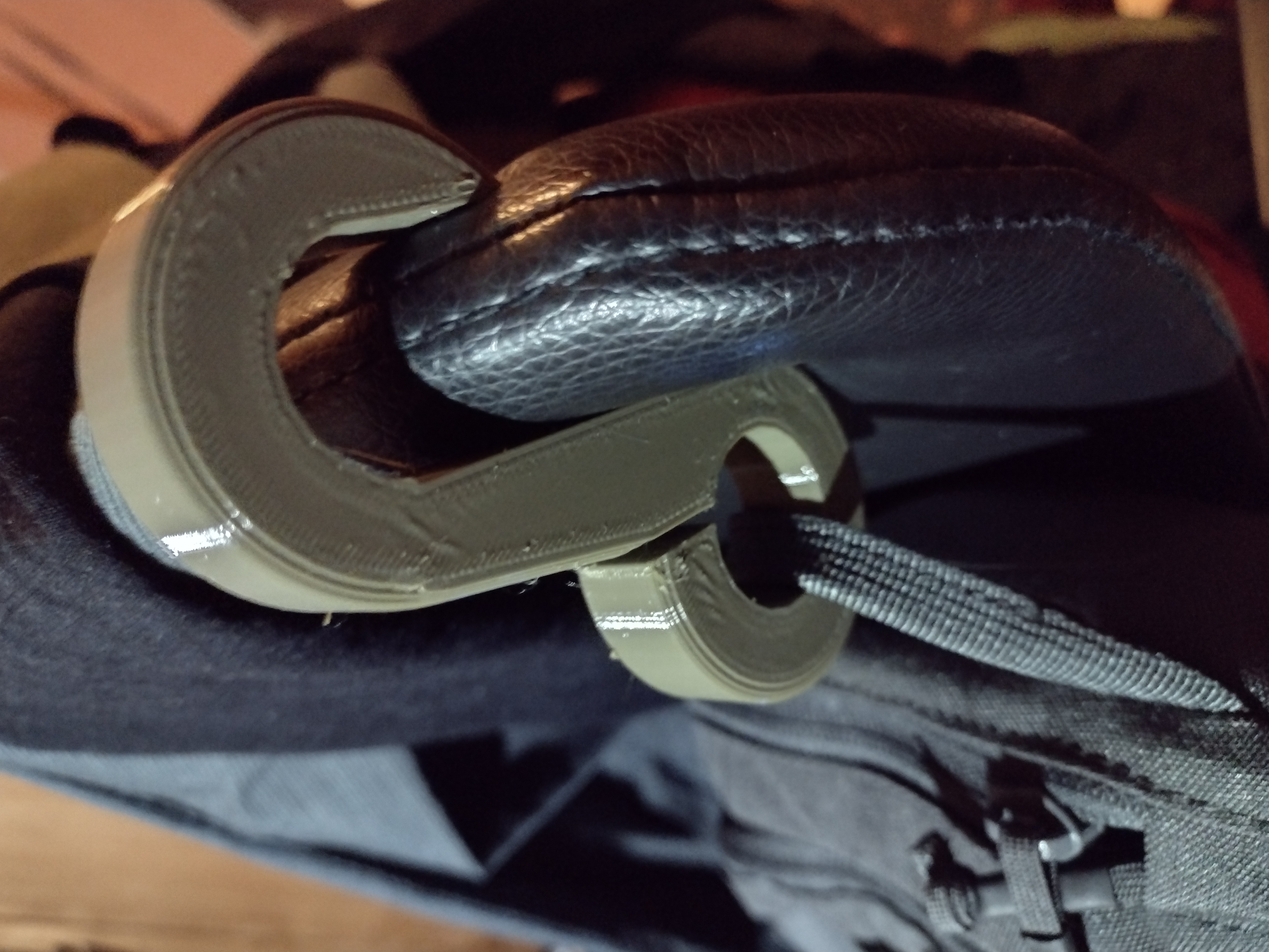 Backpack hook by Sigmark | Download free STL model | Printables.com