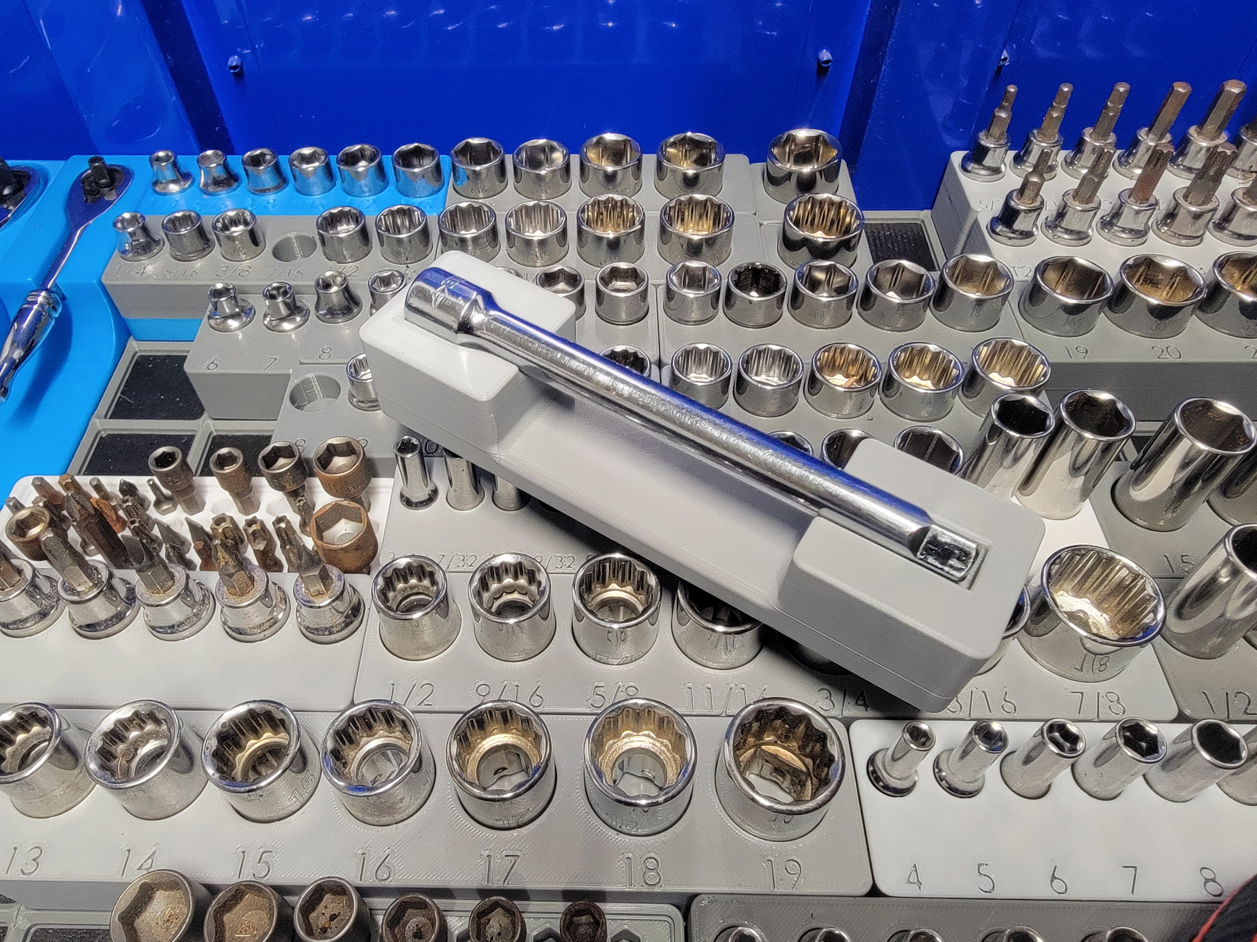 3/8 6in socket extension gridfinty holder by Ian Cox | Download free ...