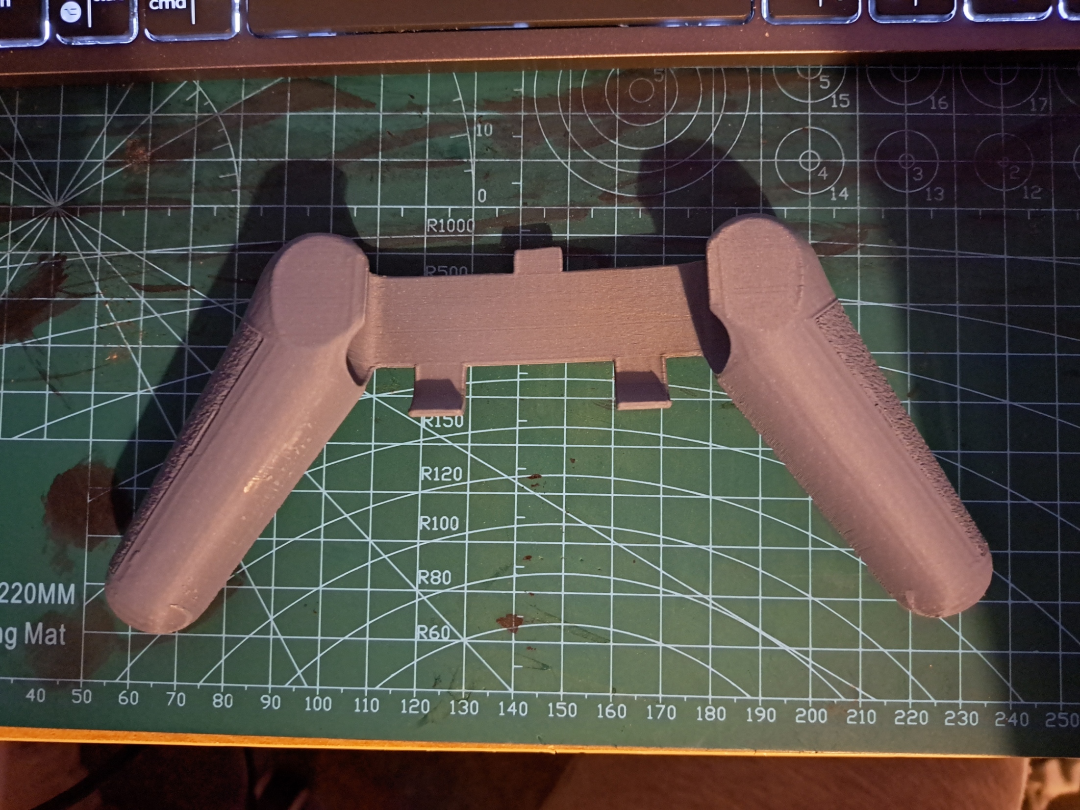 Controller Grips for 8BitDo Micro by Seraaron | Download free STL model ...