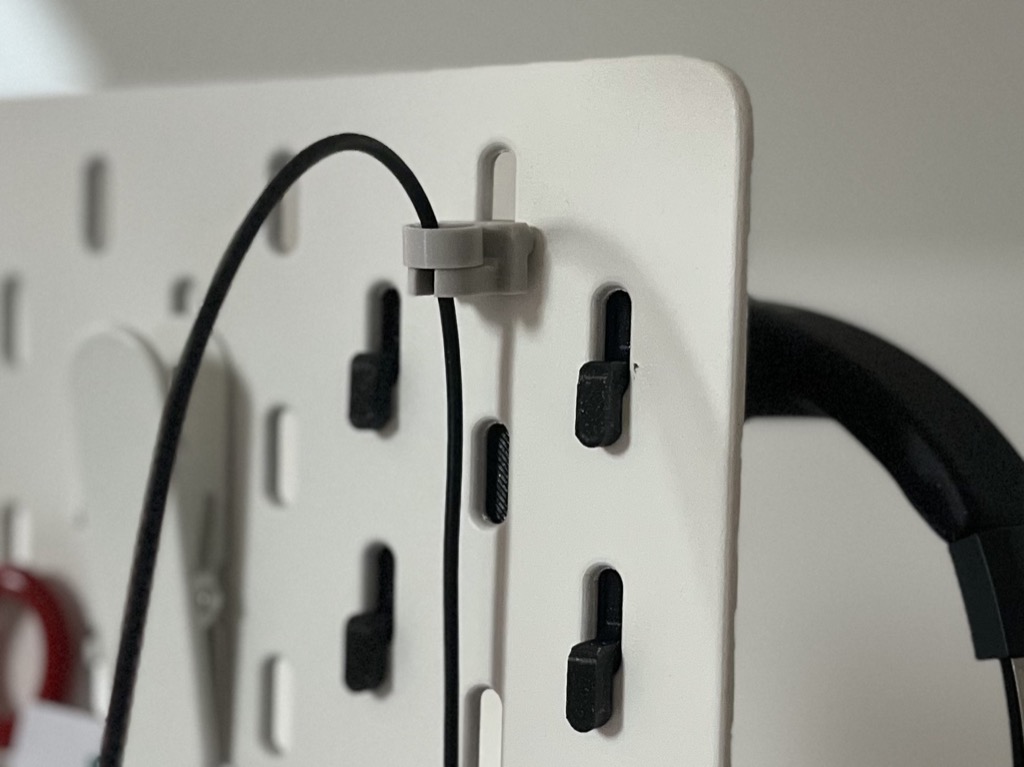 Skadis Cable Guide / Holder por ls6 | Descargar modelo STL gratuito ...