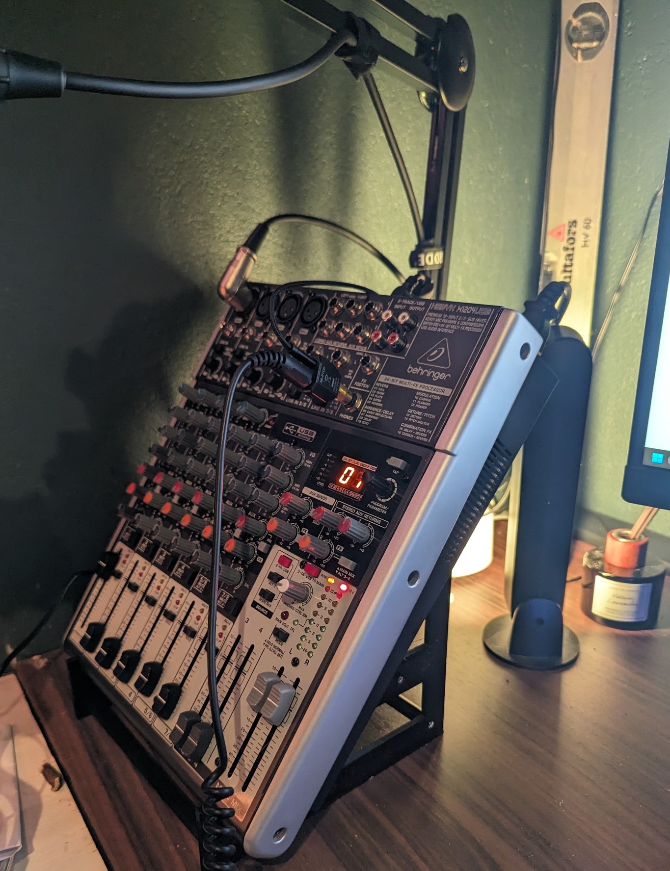 Behringer 1204 Stand by Glen Midling Støen | Download free STL model ...