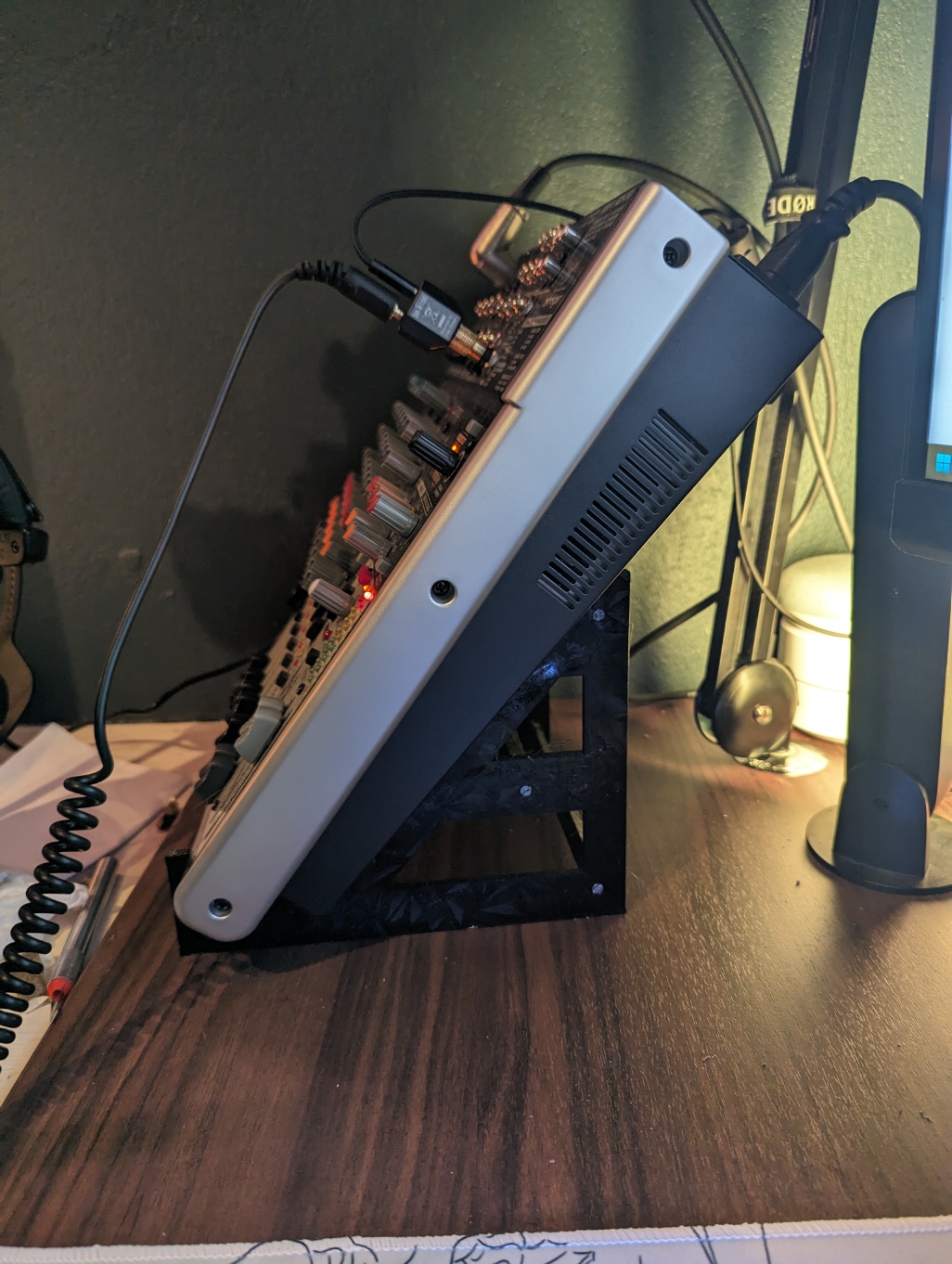 Behringer 1204 Stand by Glen Midling Støen | Download free STL model ...