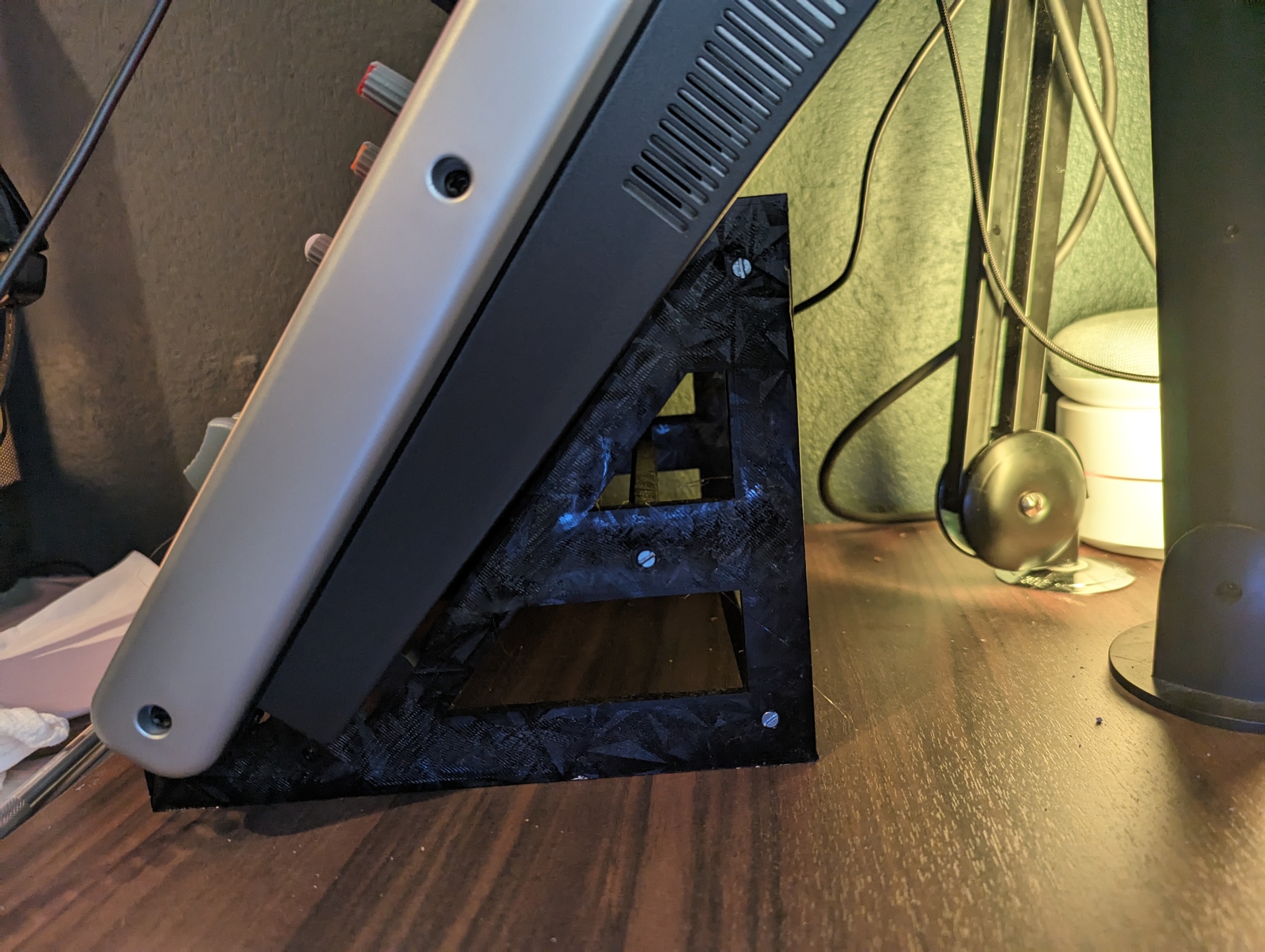 Behringer 1204 Stand by Glen Midling Støen | Download free STL model ...