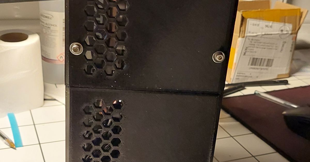 NutCase - Vertical ITX PC Case - Screwed-in Front by yossi_der_ossi ...