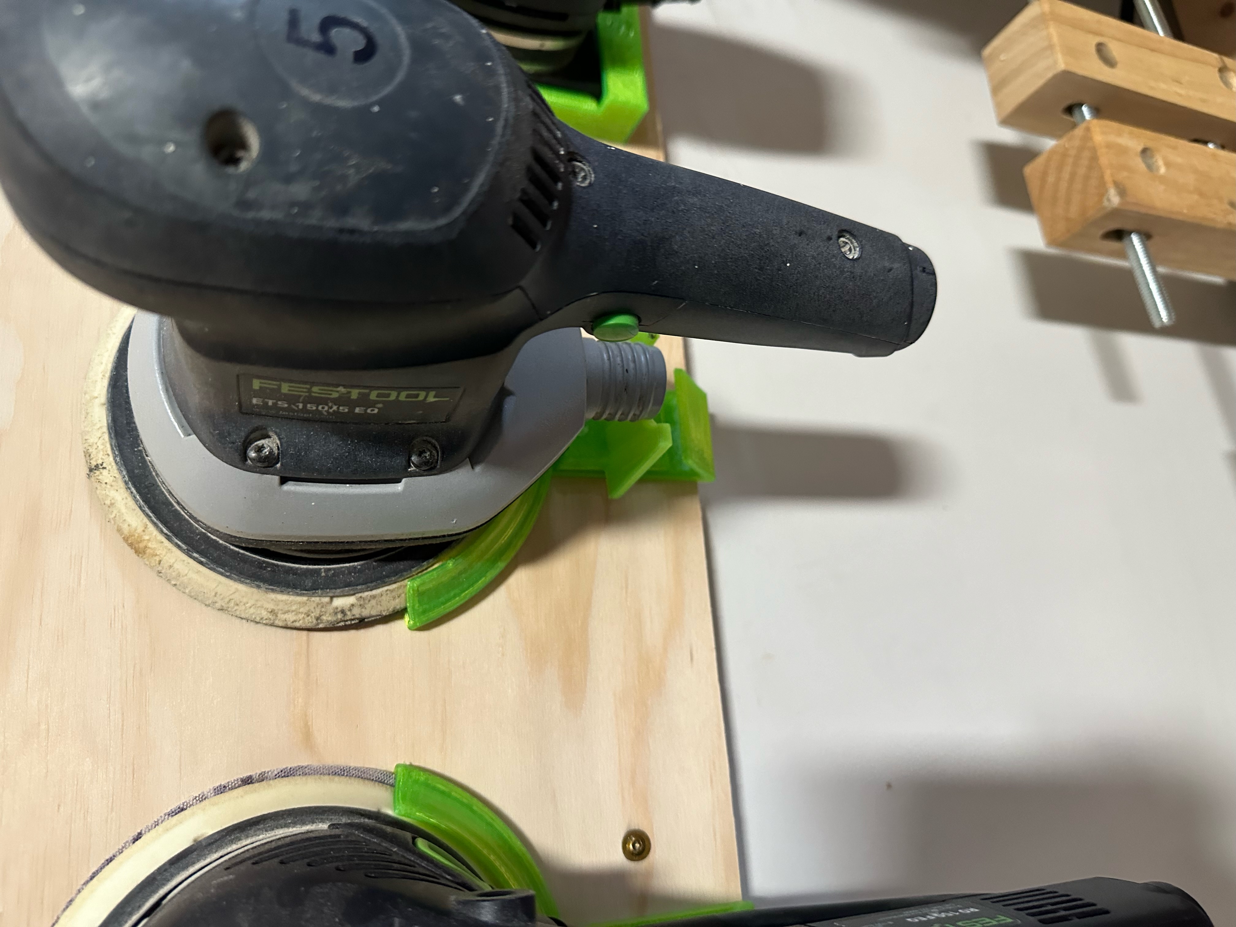 Festool ETS150 bracket by x92907 | Download free STL model | Printables.com