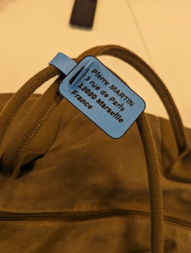 Customizable luggage tag by lmx | Download free STL model | Printables.com
