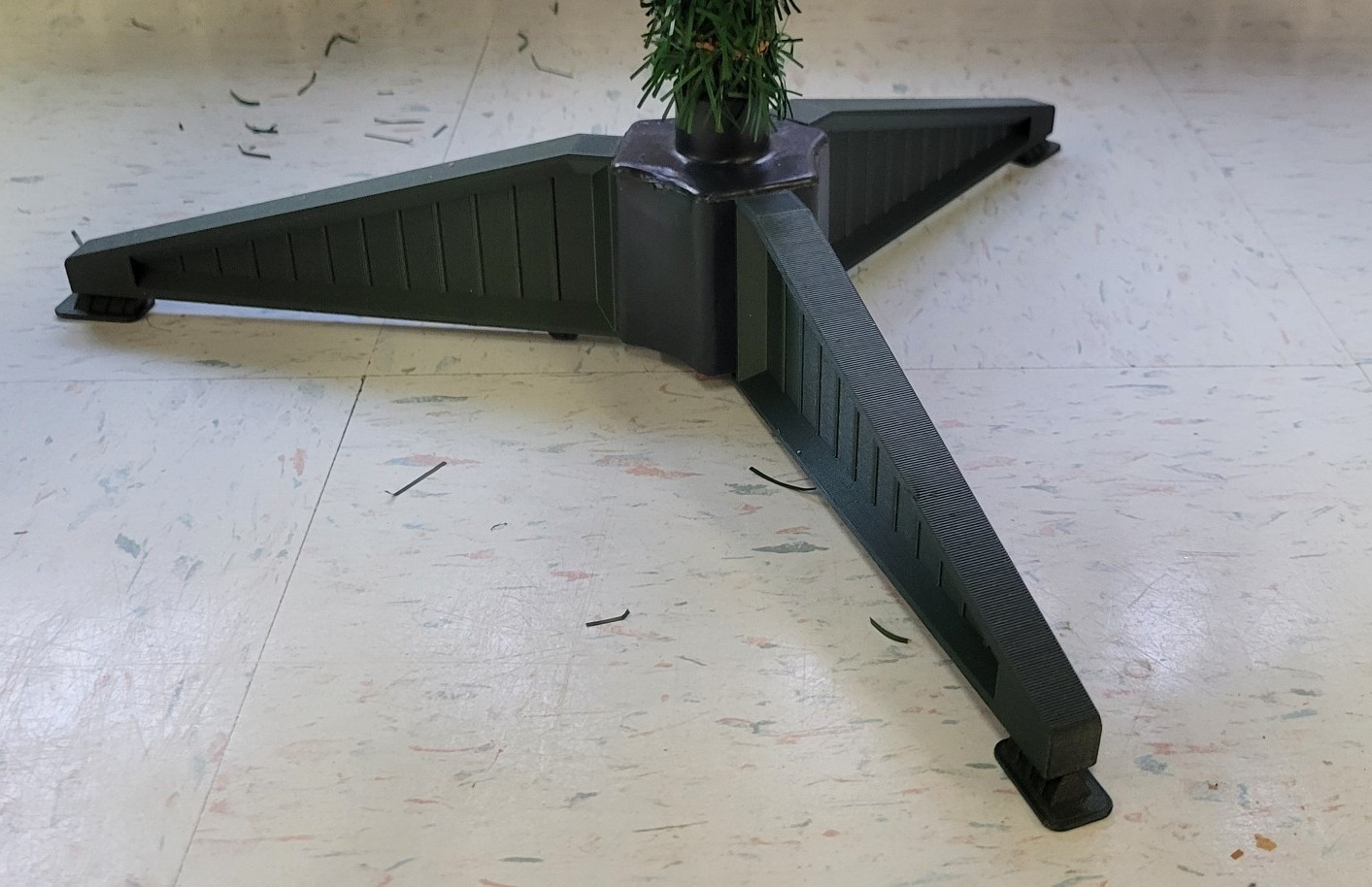 Christmas Tree Stand Support Legs by LMCEI | Download free STL model ...