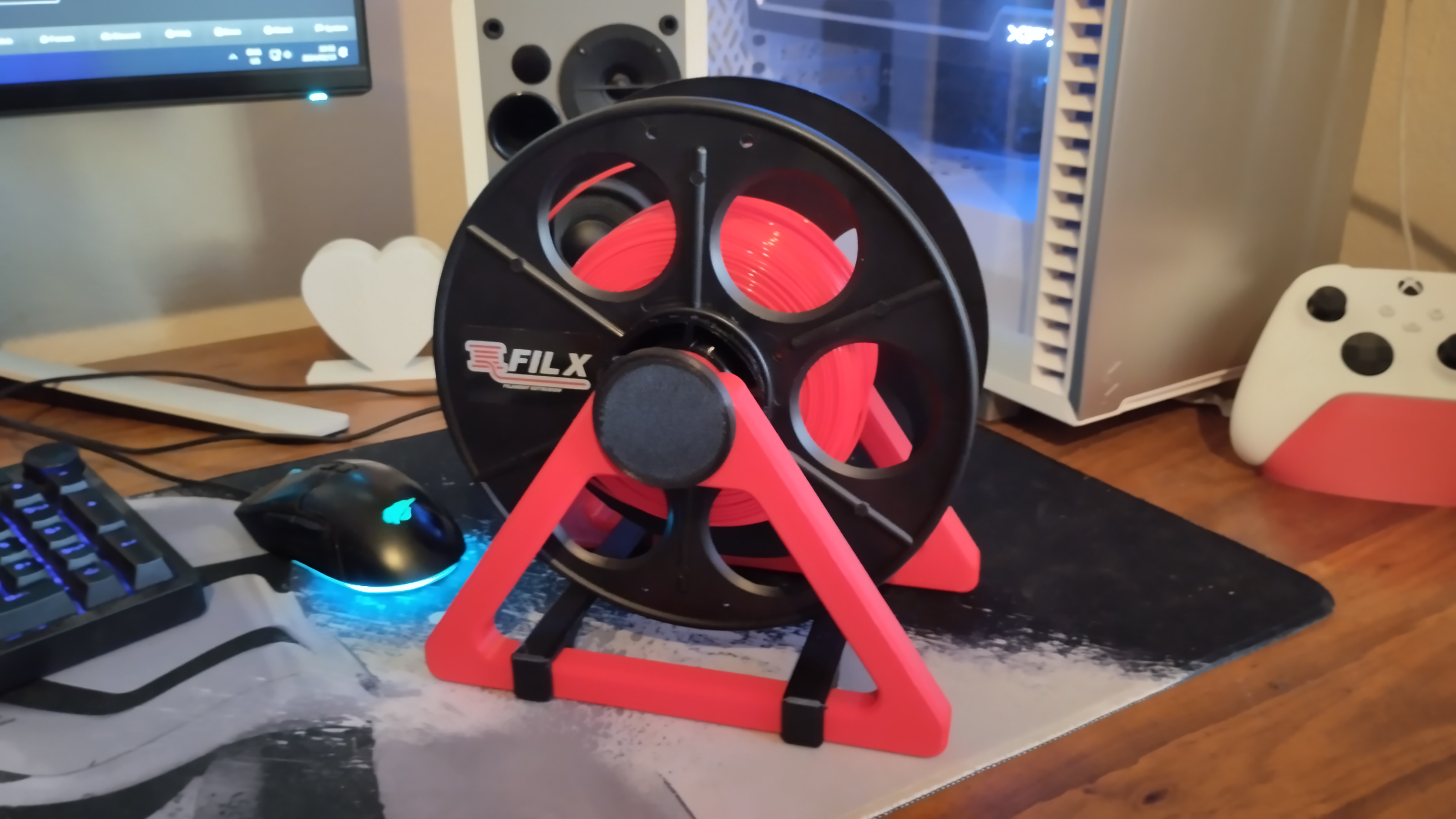 Desktop Spool Holder by Cybotage | Download free STL model | Printables.com