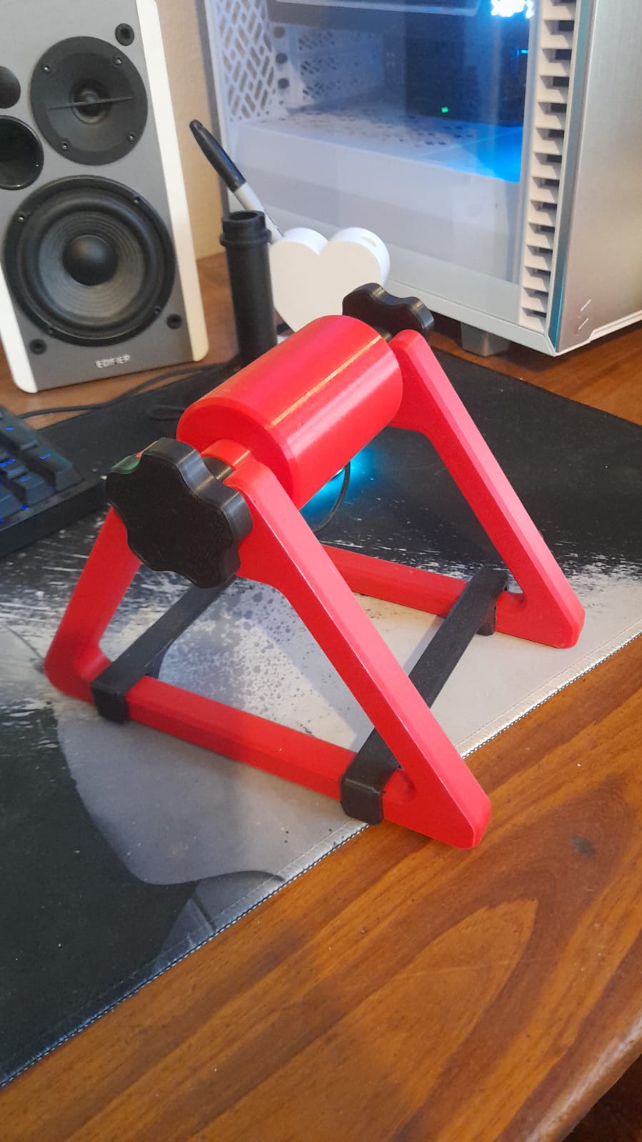 Desktop Spool Holder by Cybotage | Download free STL model | Printables.com