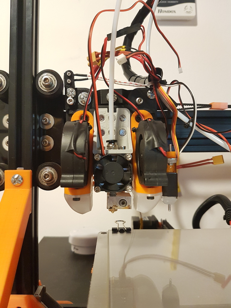 Modular carriage with magnetic hotend mounts and bltouch support - Tevo ...