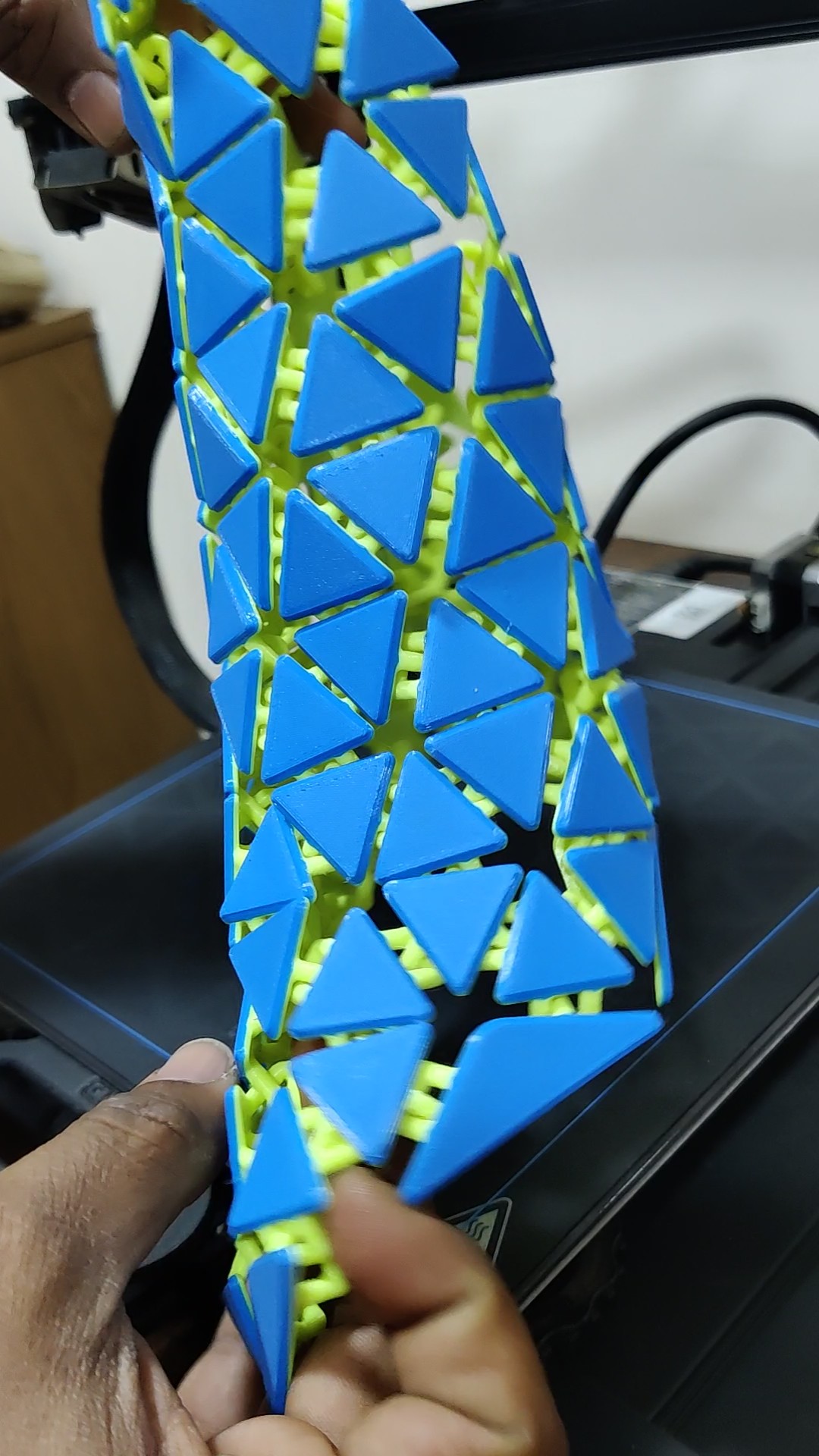 Tri Mesh Print-in-Place Model von CRE3D | Kostenloses STL-Modell ...
