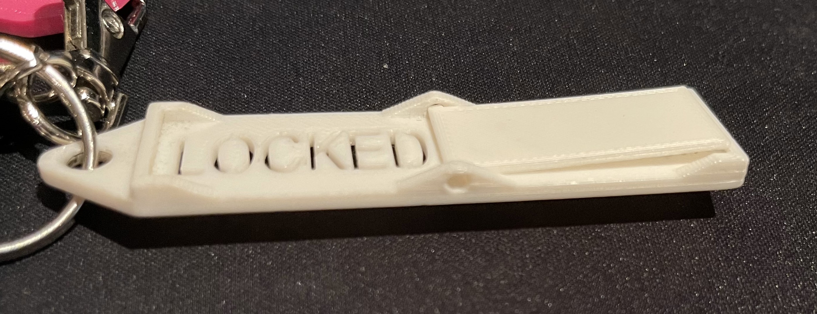 Keyring Locked Reminder by Dave4 | Download free STL model | Printables.com