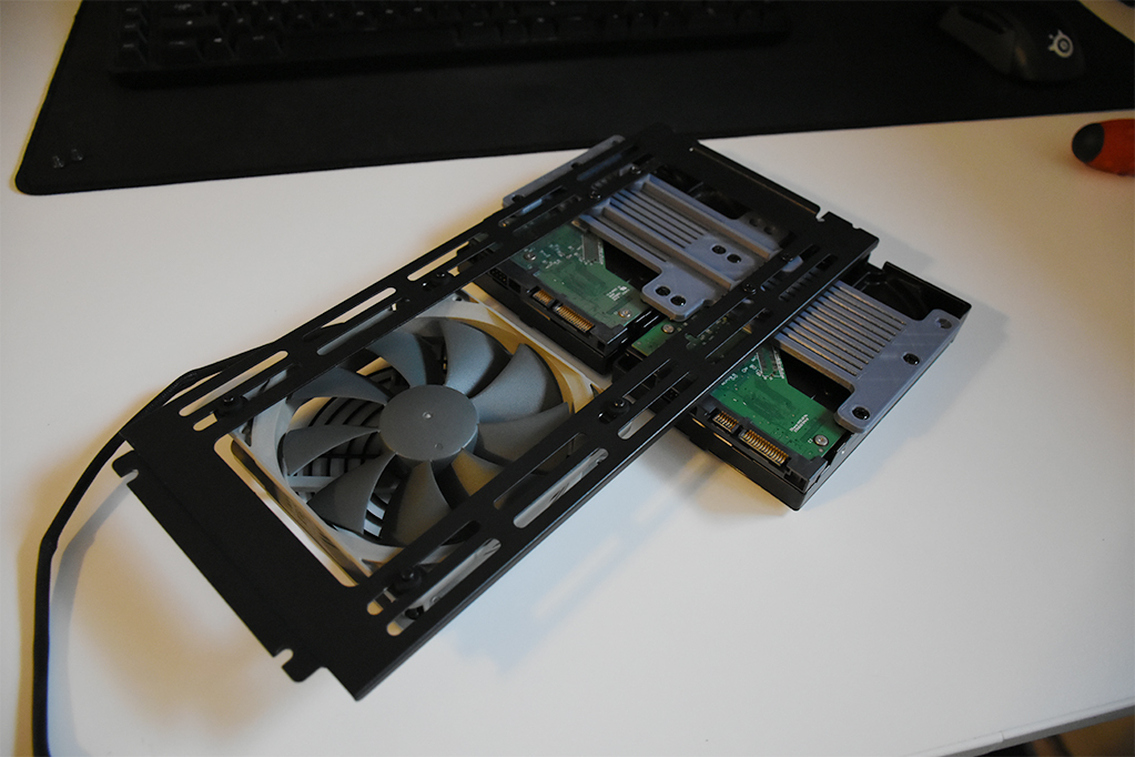NR200 Dual 3.5" HDD Side Mount by michaelstickels | Download free STL ...