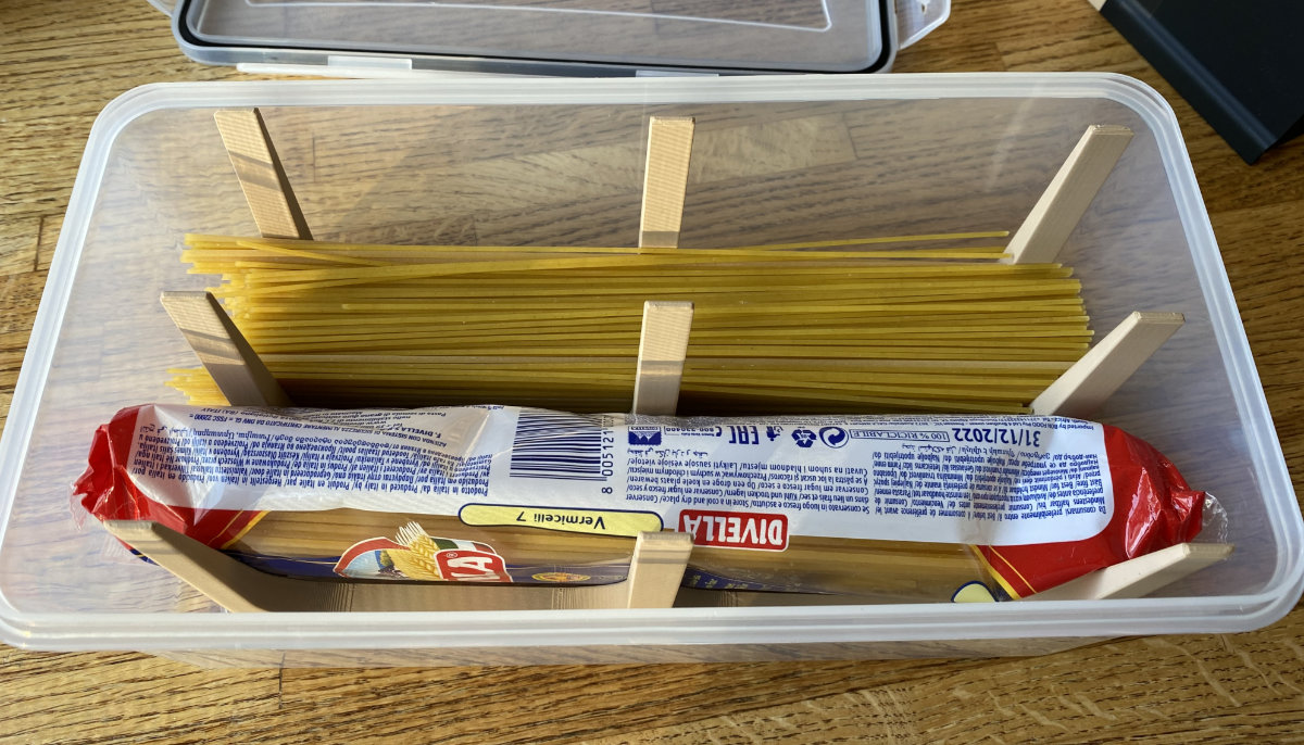 Vertical Spaghetti Holder by Sascha Uncia | Download free STL model ...