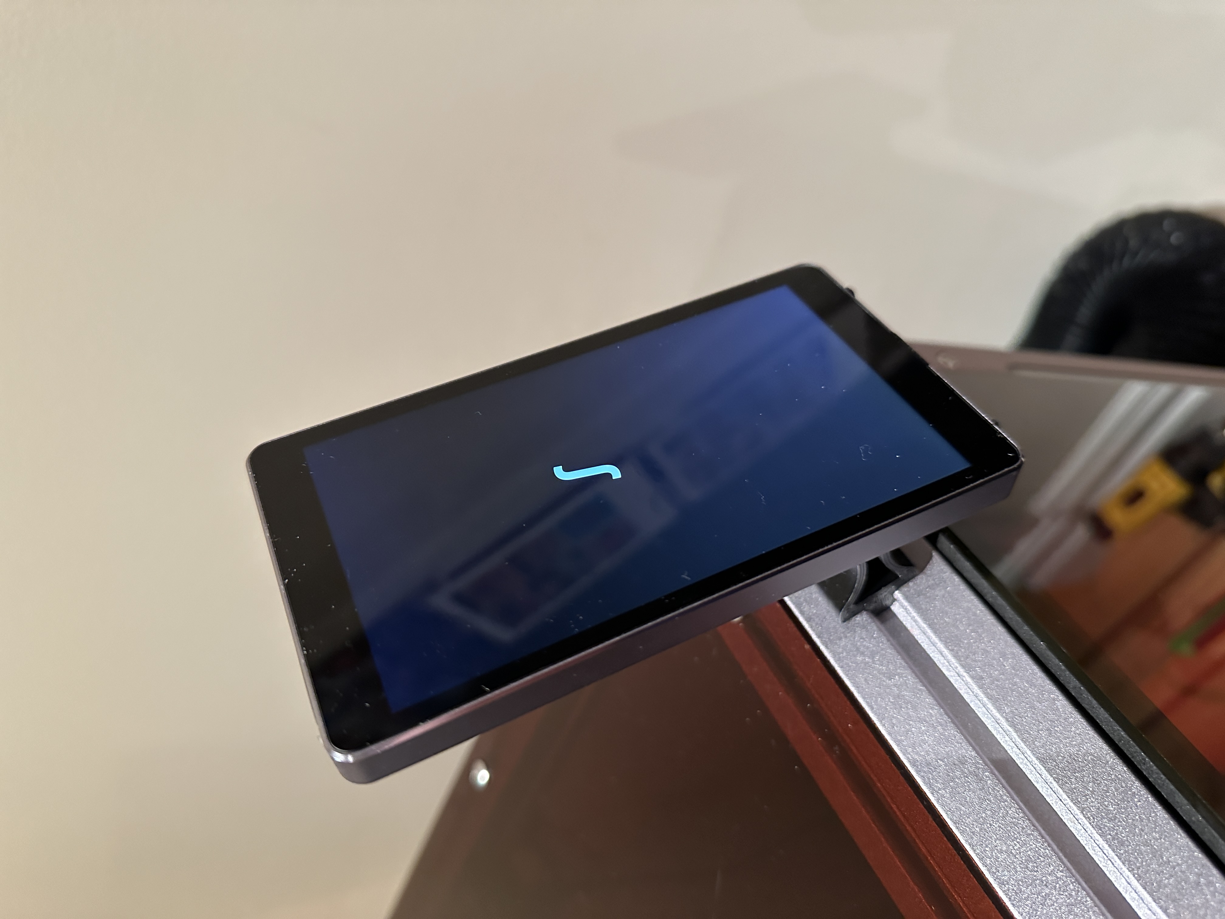 Snapmaker 2.0 Screen Magnetic Mount - No Support by Bric Designs ...