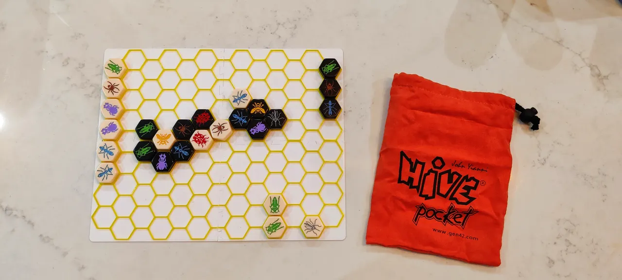 Hive board game (Pocket Edition) by Karbonfiber | Download free STL ...