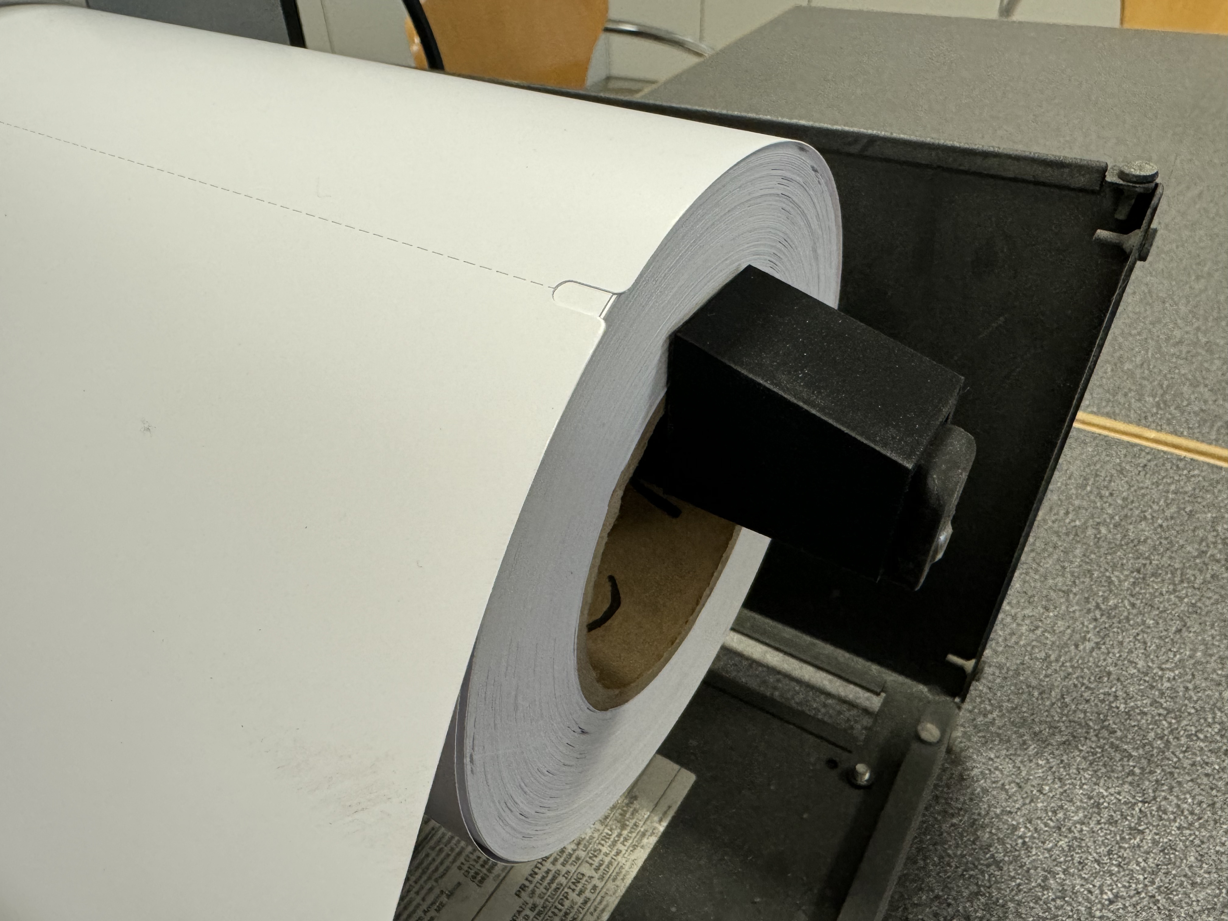 Printronix T5308 - stop on rolls of A4 paper by OUBRECHT.com | Download ...