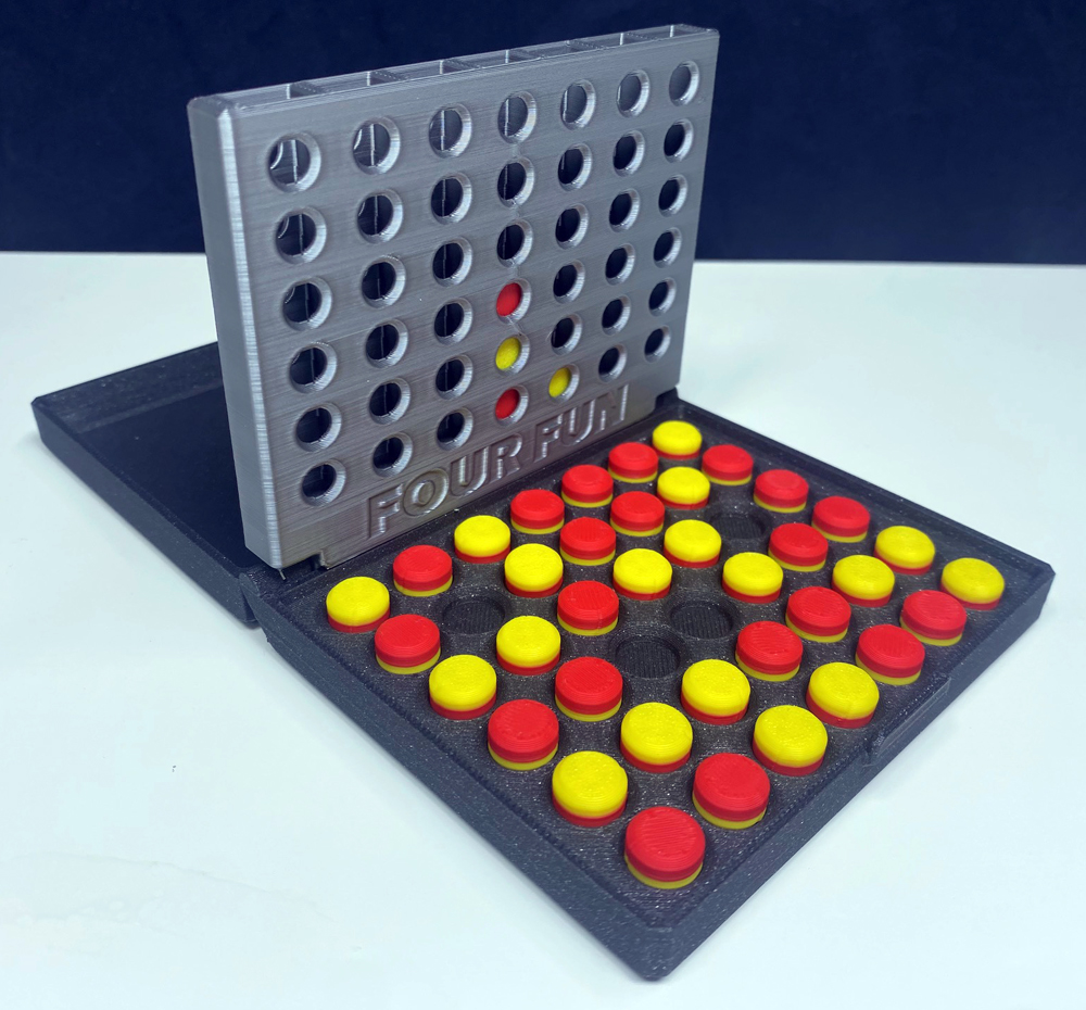 FOUR FUN / 4 WINS strategic travel game in PIP-box (4 Gewinnt ...