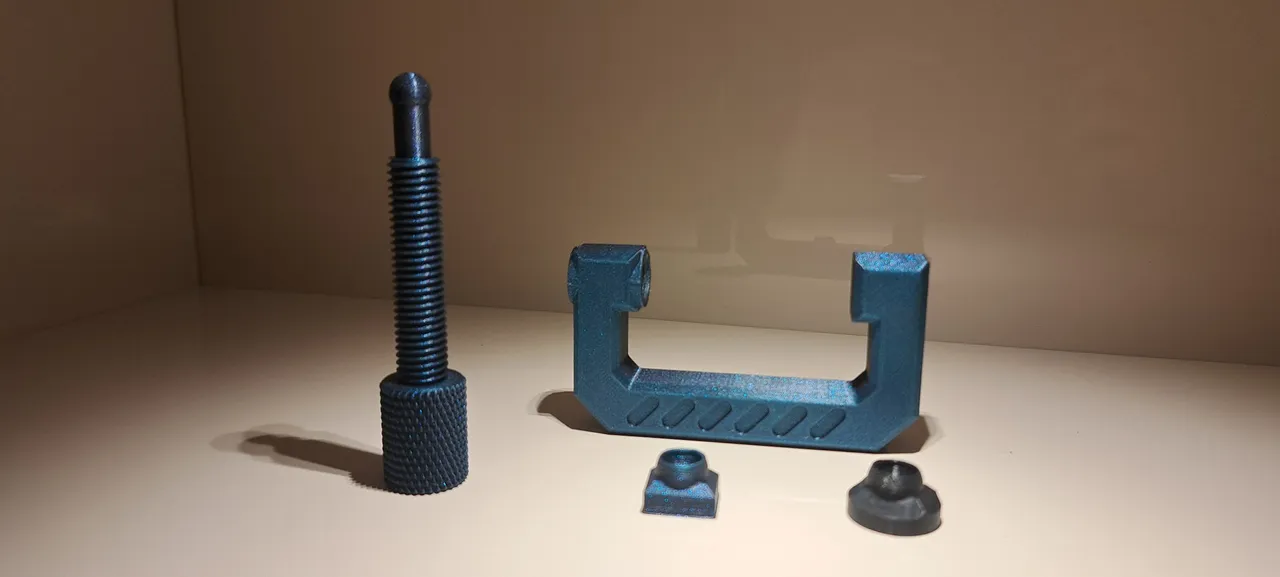 Clamp by Daniel | Download free STL model | Printables.com