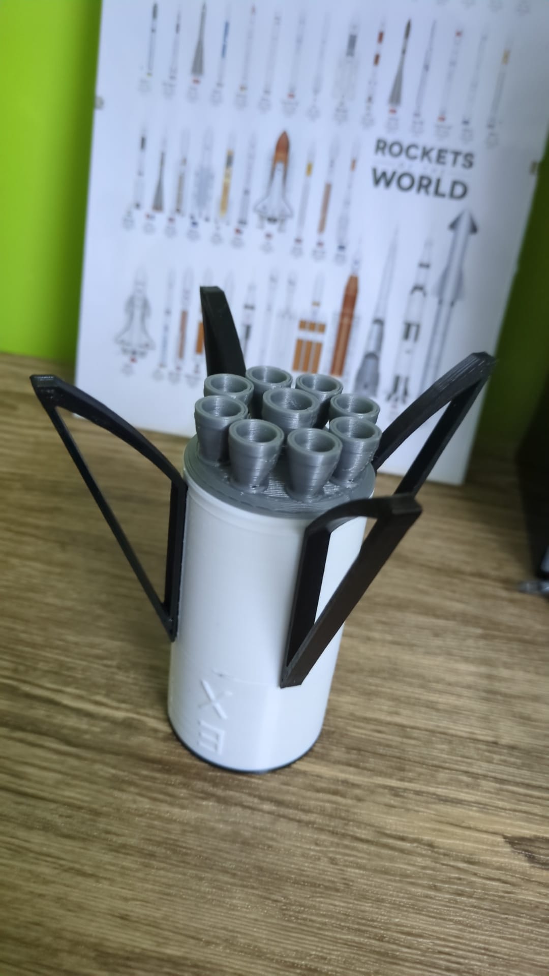 SpaceX Falcon 9 Rocket Pen/Pencil Holder by Renato Crespo | Download ...