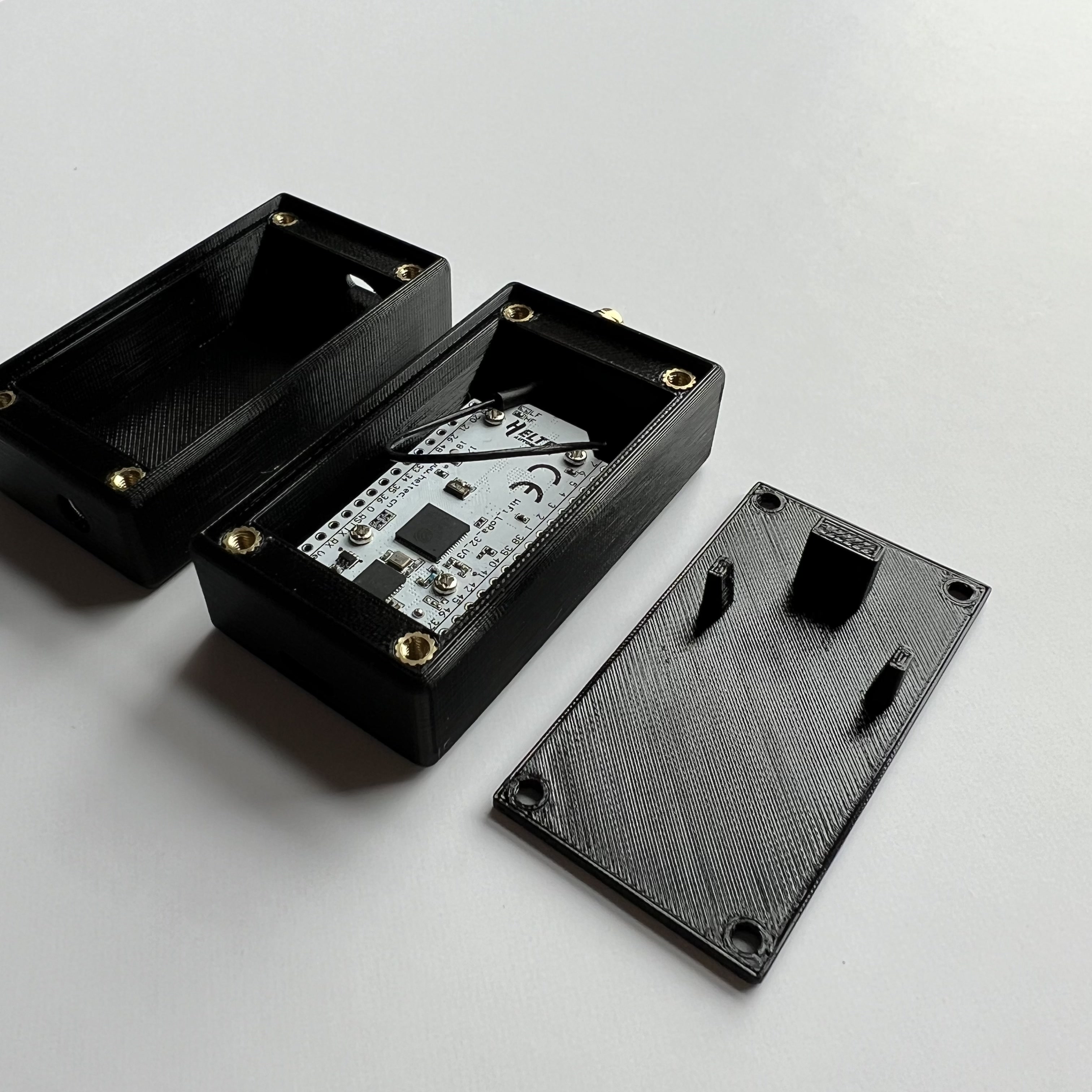 Heltec V3 - Case by Chris Aston-Roebuck | Download free STL model ...