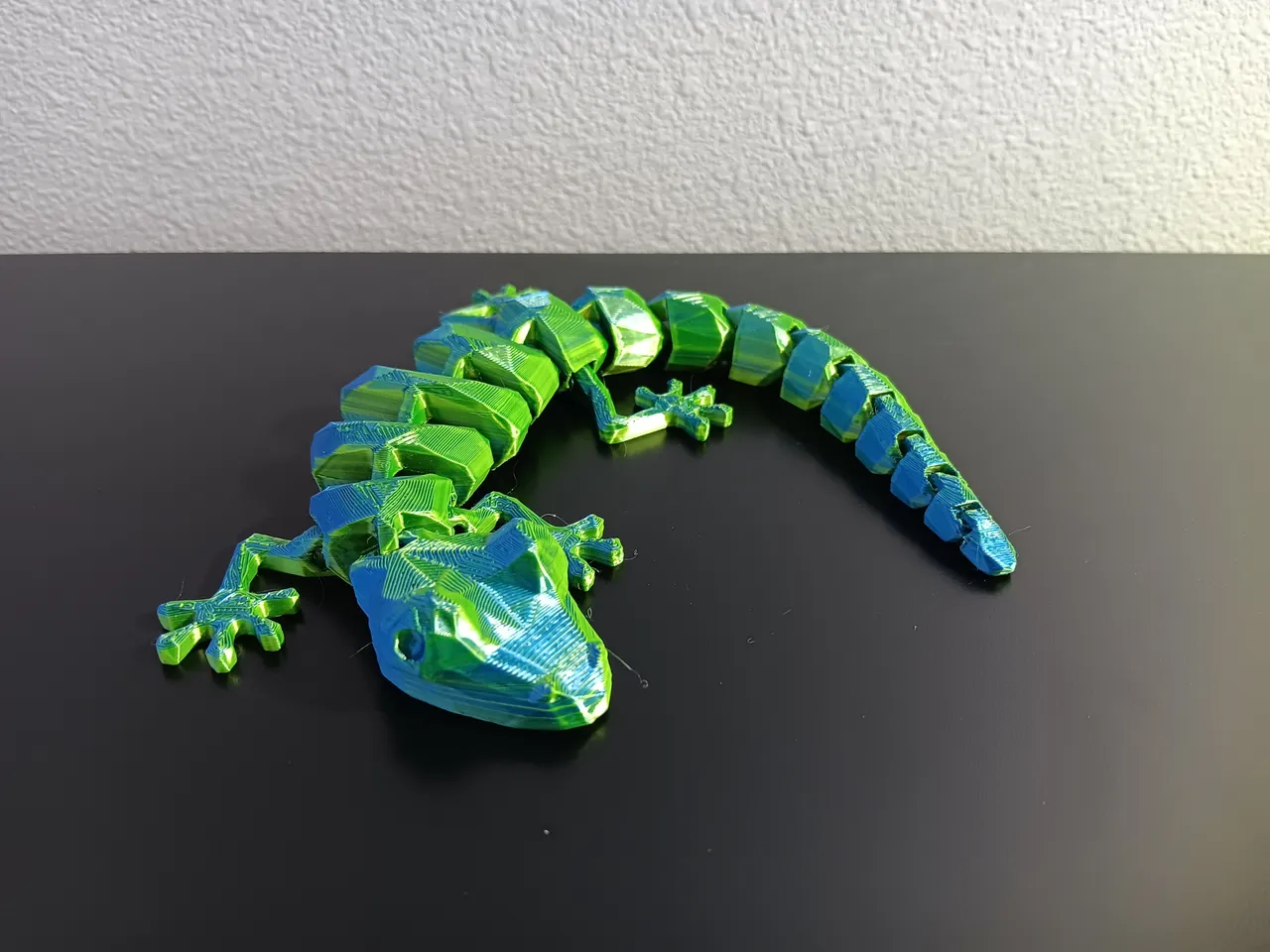 Low Poly Articulated Lizard by HexAxis3D | Download free STL model ...