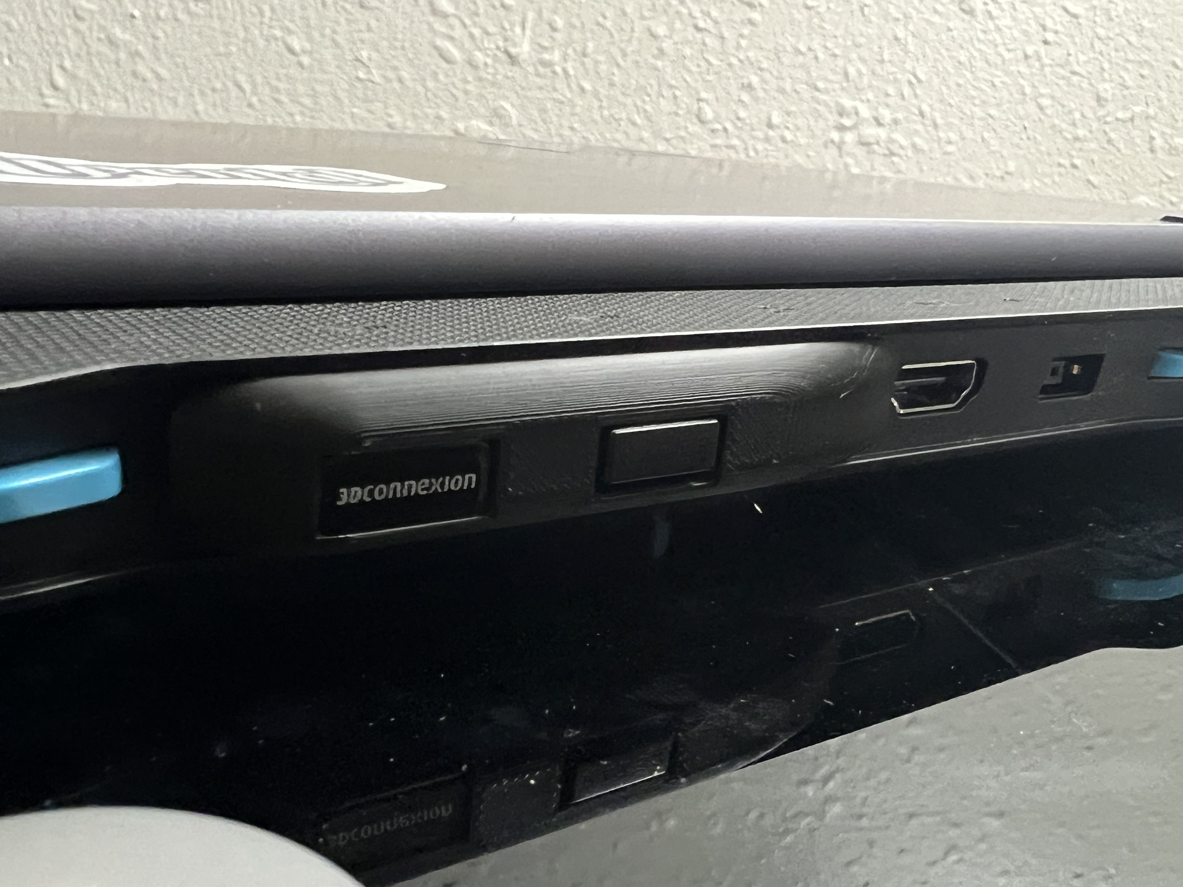 USB Dongle Protector V2 - Lenovo LOQ Laptop por Aero | Descargar modelo ...