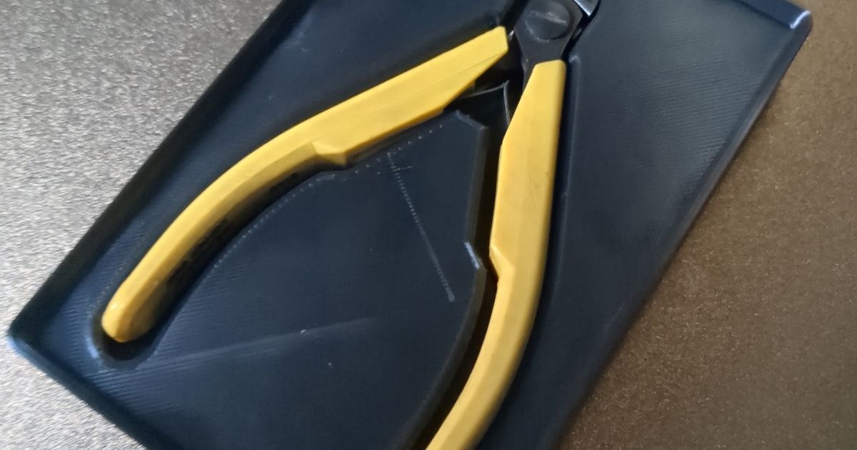 Gridfinity Precision Wire Cutter Holder (Lindstrom 8140) by doragasu ...