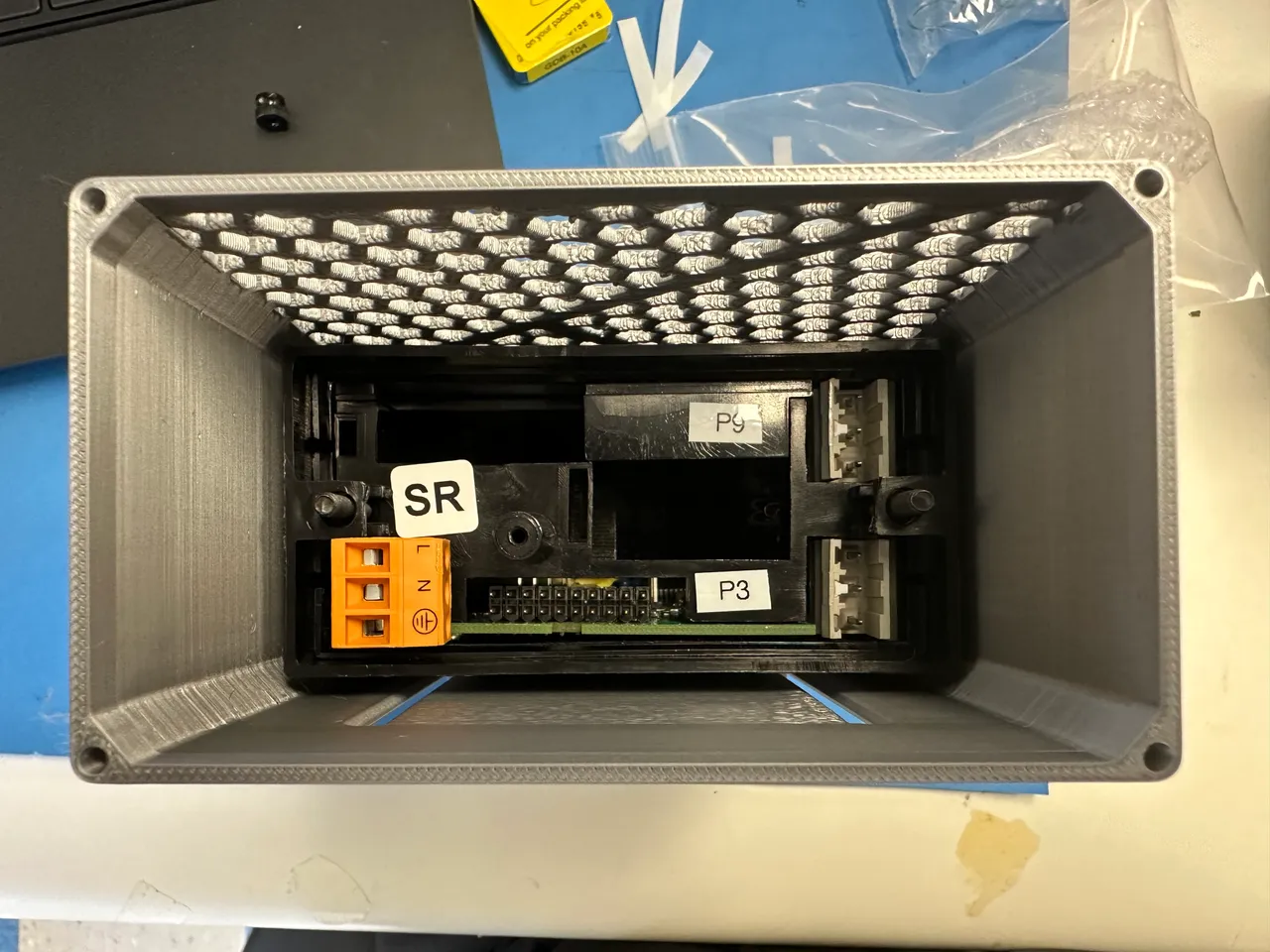 1/8 DIN Benchtop Enclosure with Print in Place Legs by printwithmeXYZ ...