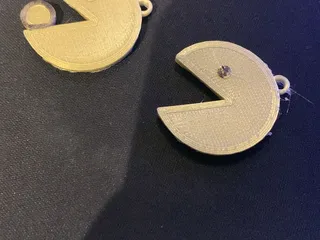 pac man keychain by dilofosauro | Download free STL model | Printables.com