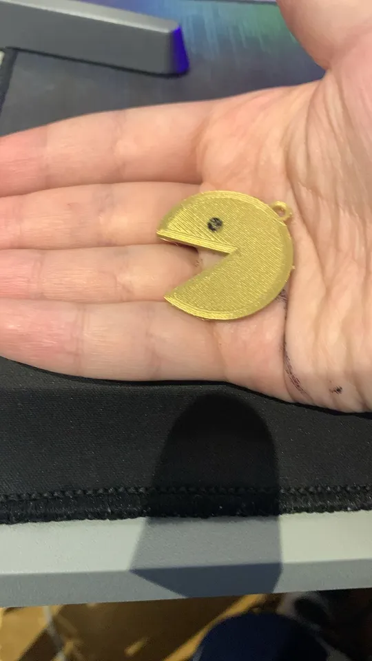 pac man keychain by dilofosauro | Download free STL model | Printables.com