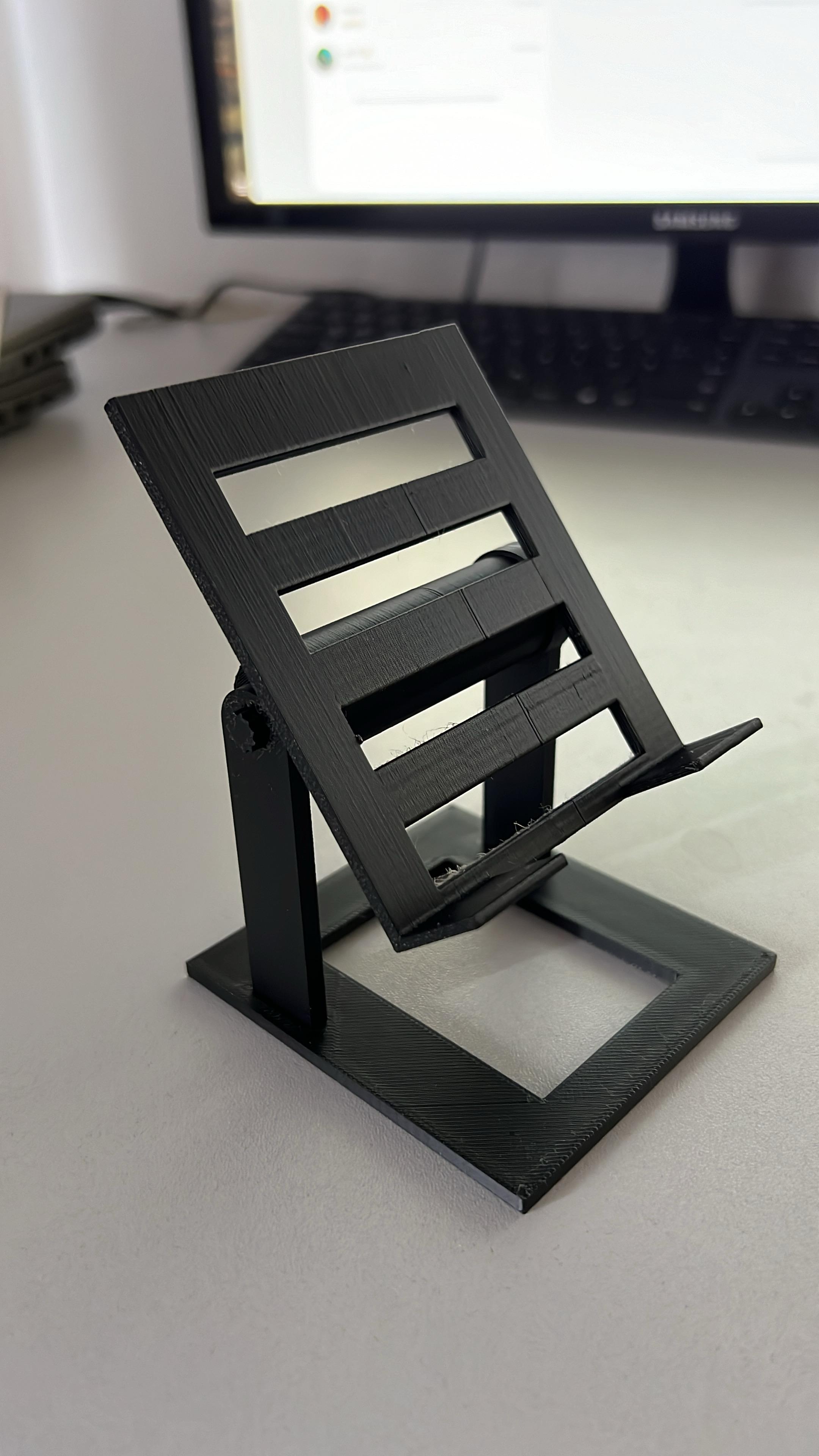 Adjustable Phone Stand by Sourabh Belekar | Download free STL model ...