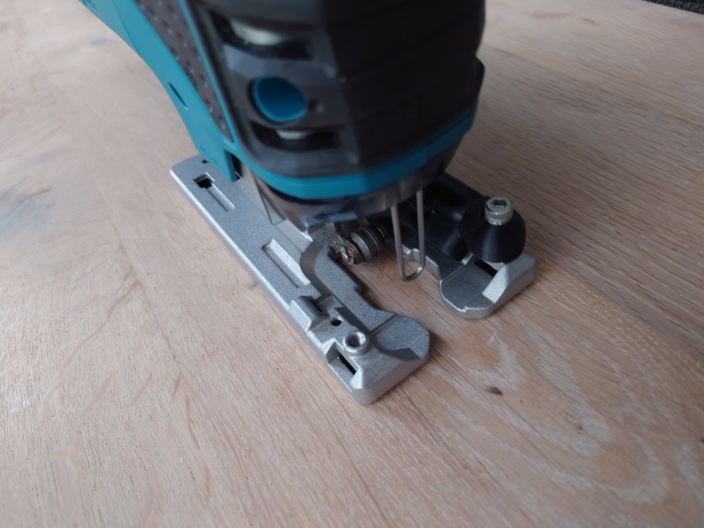 Retainer for Makita Jigsaw Dust Extractor by matthijsbos | Download ...